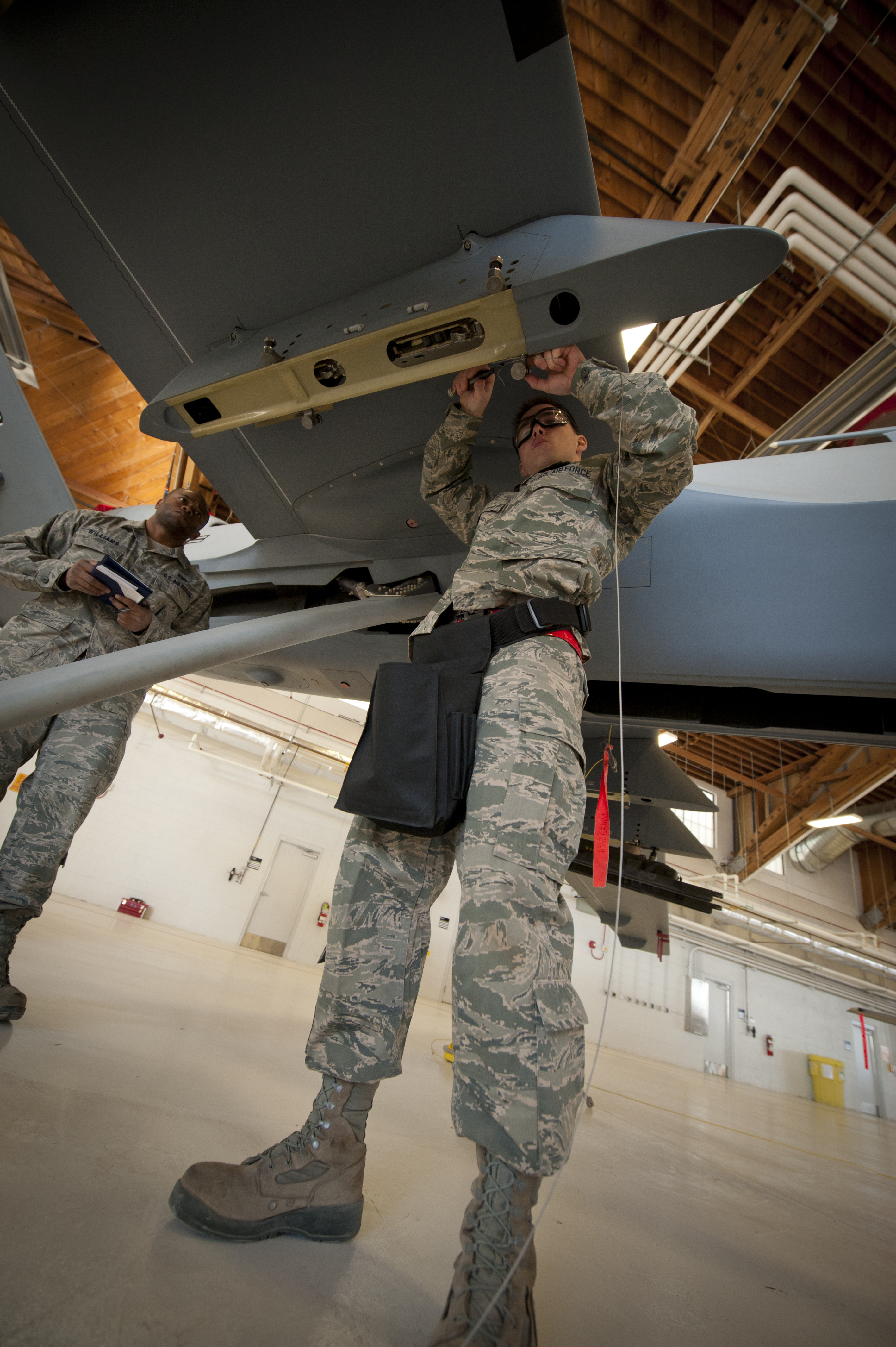 Photos: Quarterly load crew competition > Holloman Air Force Base > Display