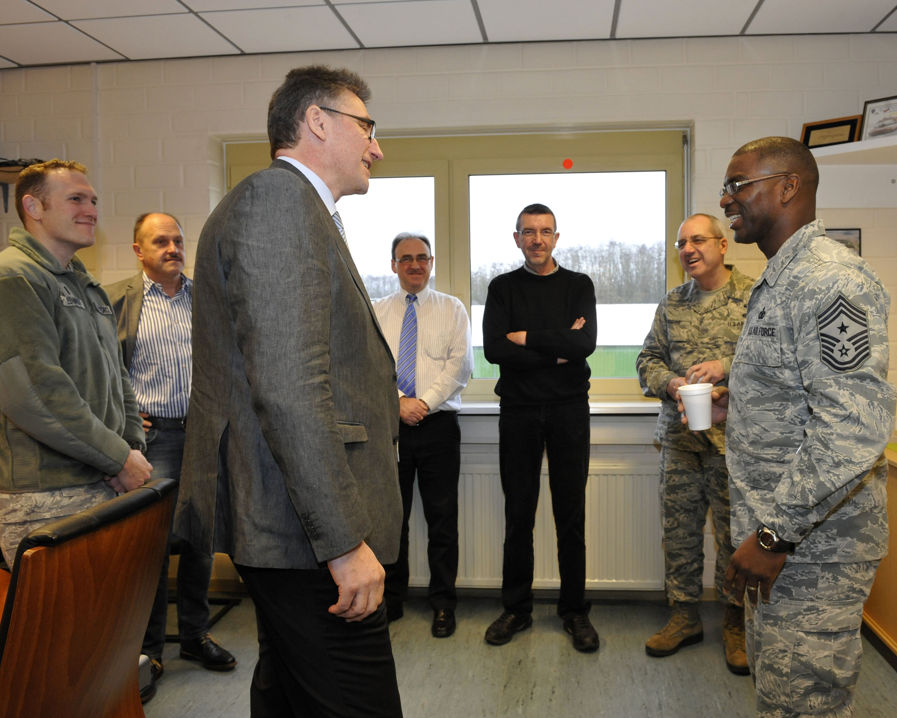Command Chiefs visit 86th MMS site > Ramstein Air Base > Article Display