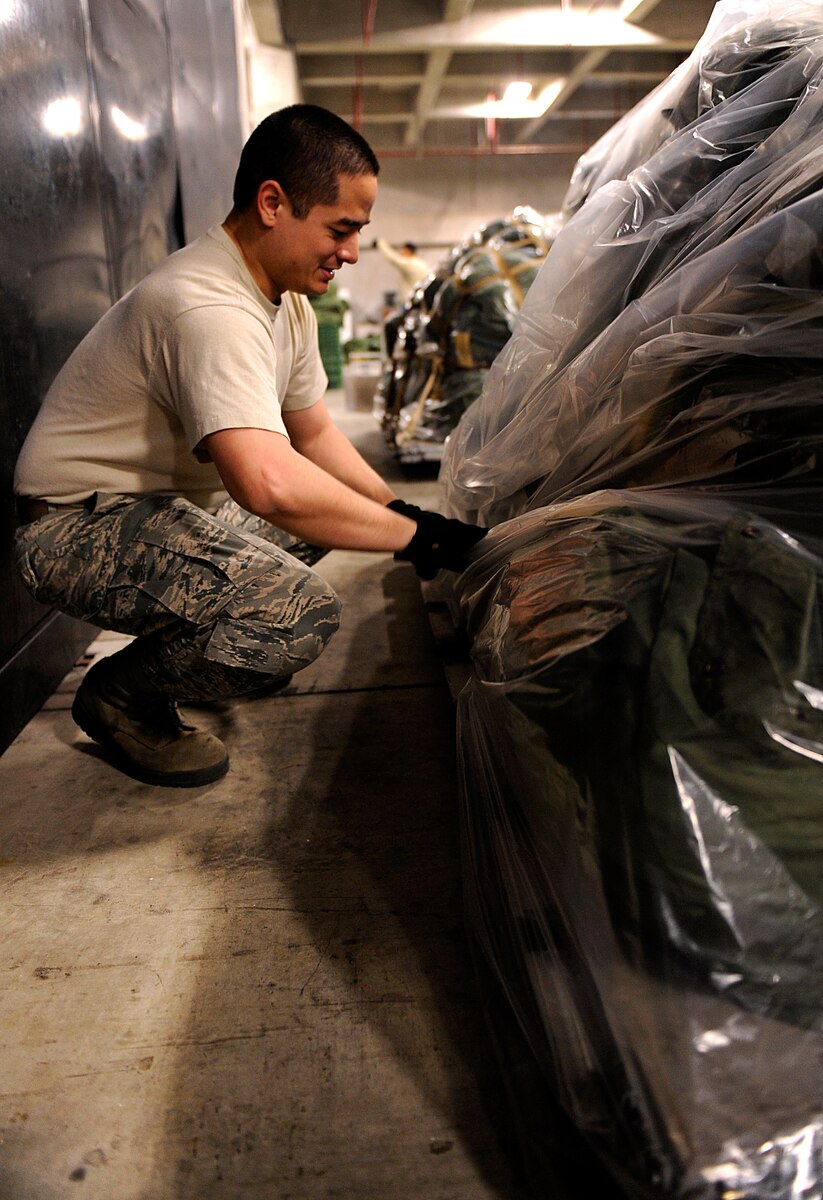 18th LRS prepares to deploy during MFE > Kadena Air Base > News