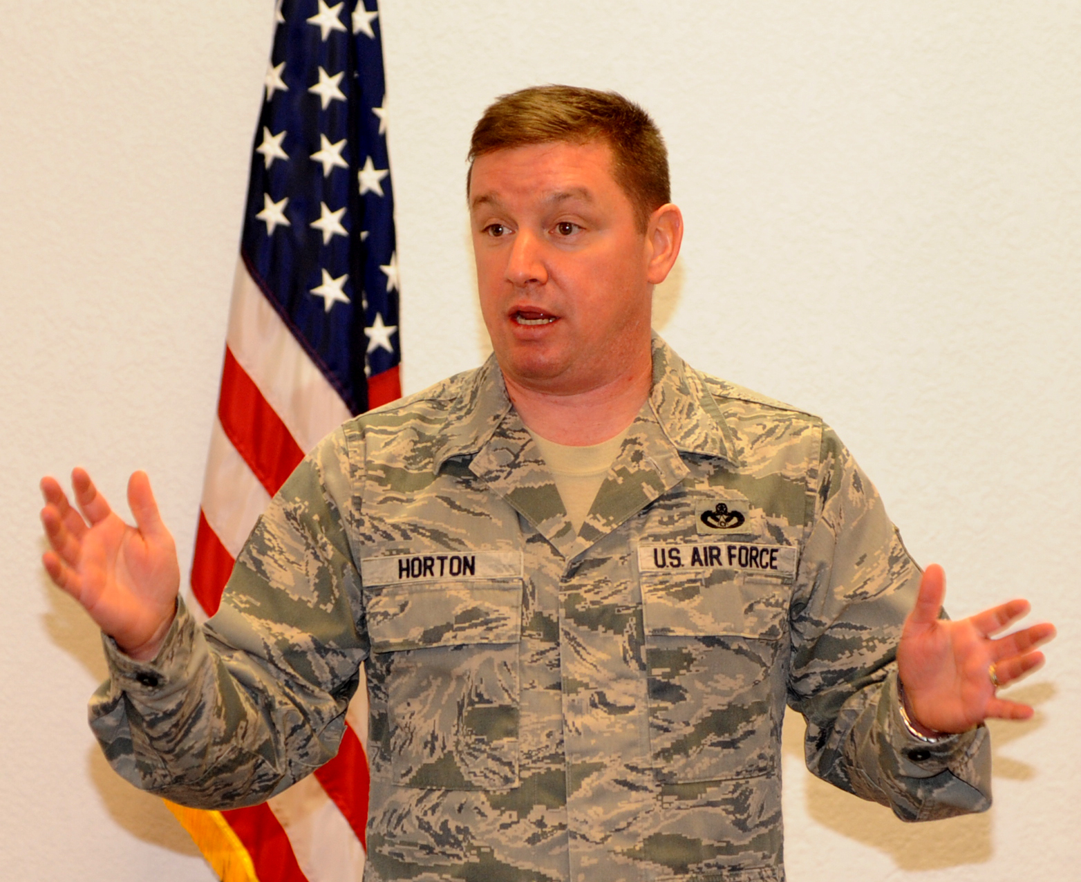 SMSgt Horton briefs force management programs to Team Vance members