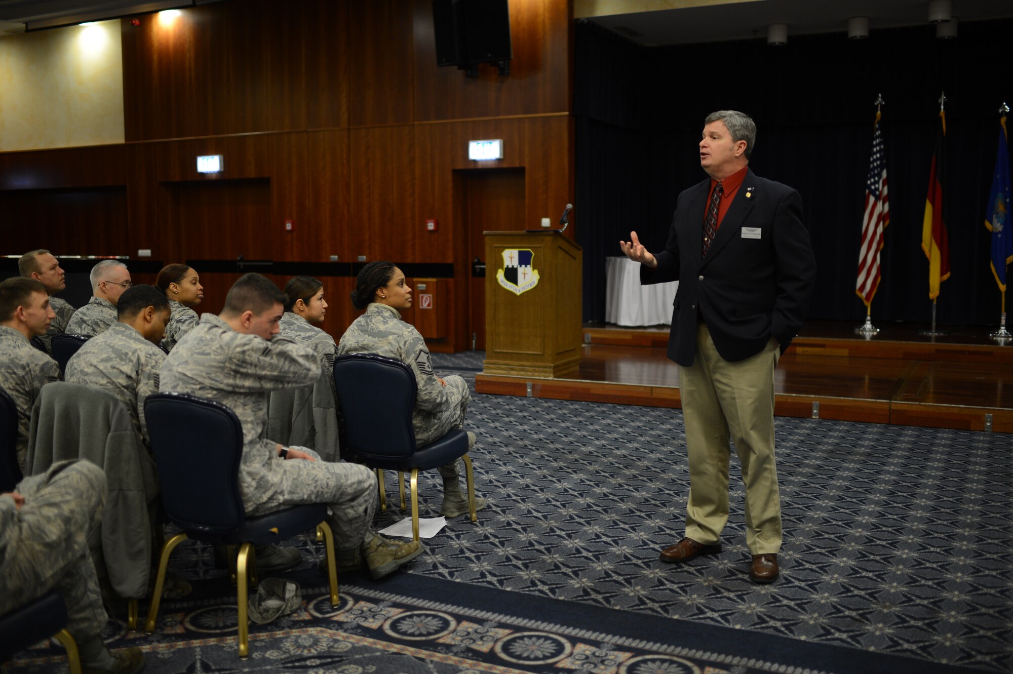 Retired Chief speaks at AFSA meeting > Spangdahlem Air Base > Article ...