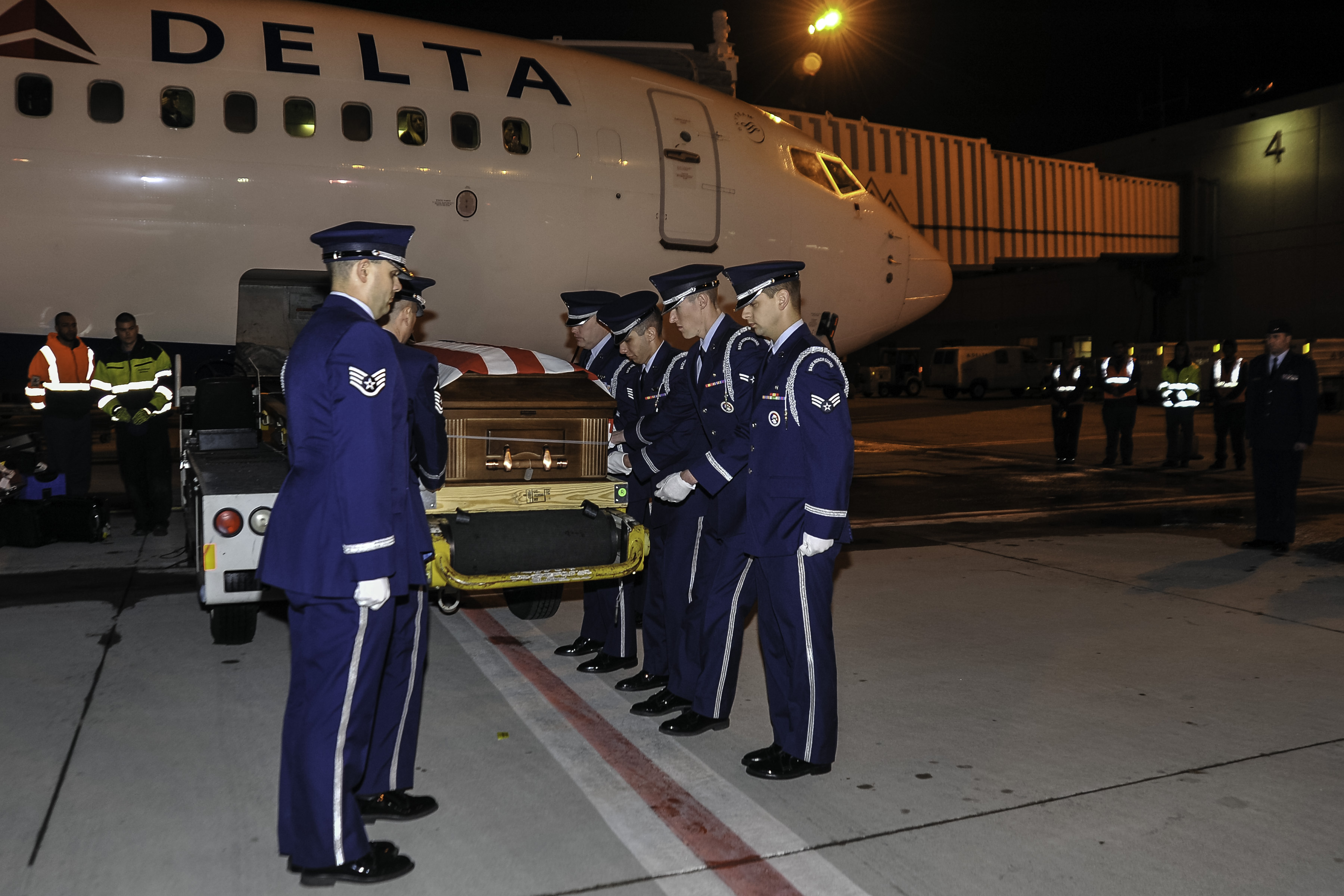 Honor Guard service creates memorable experiences > United States Air ...