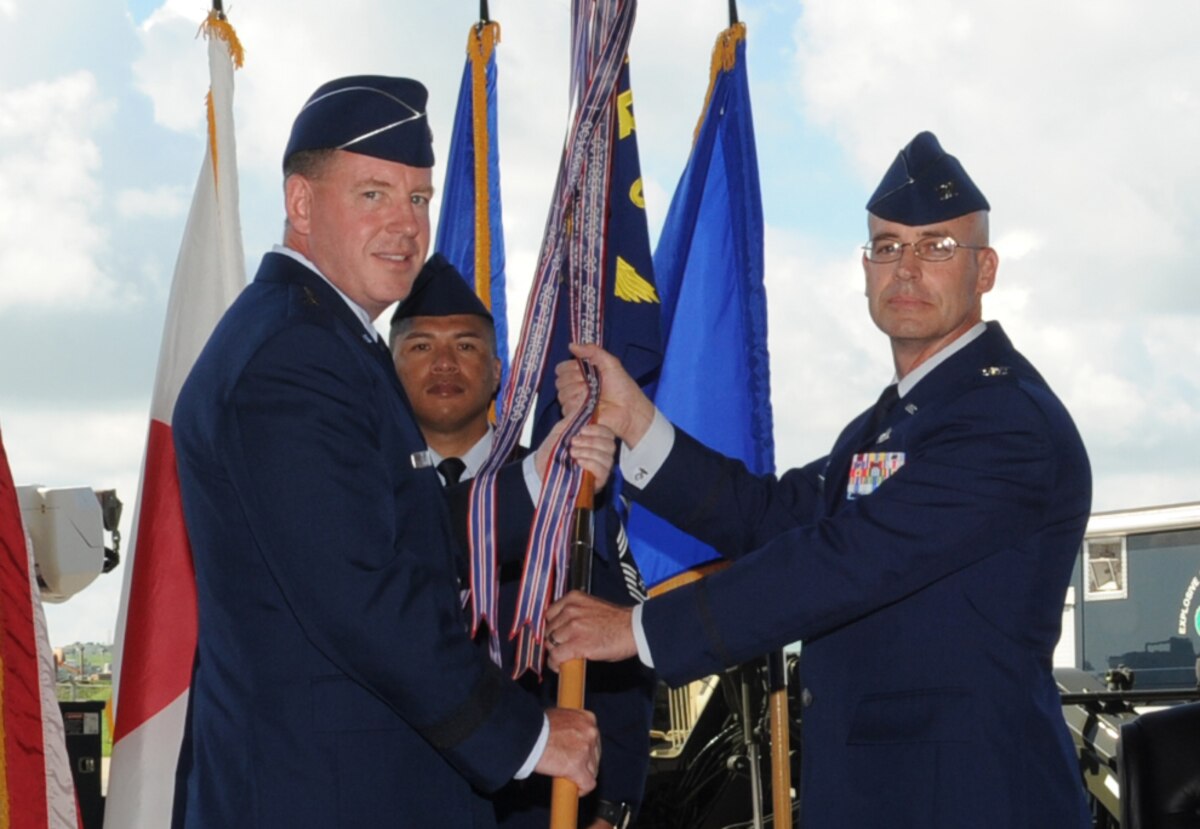 Meet the 18th CEG commander > Kadena Air Base > News