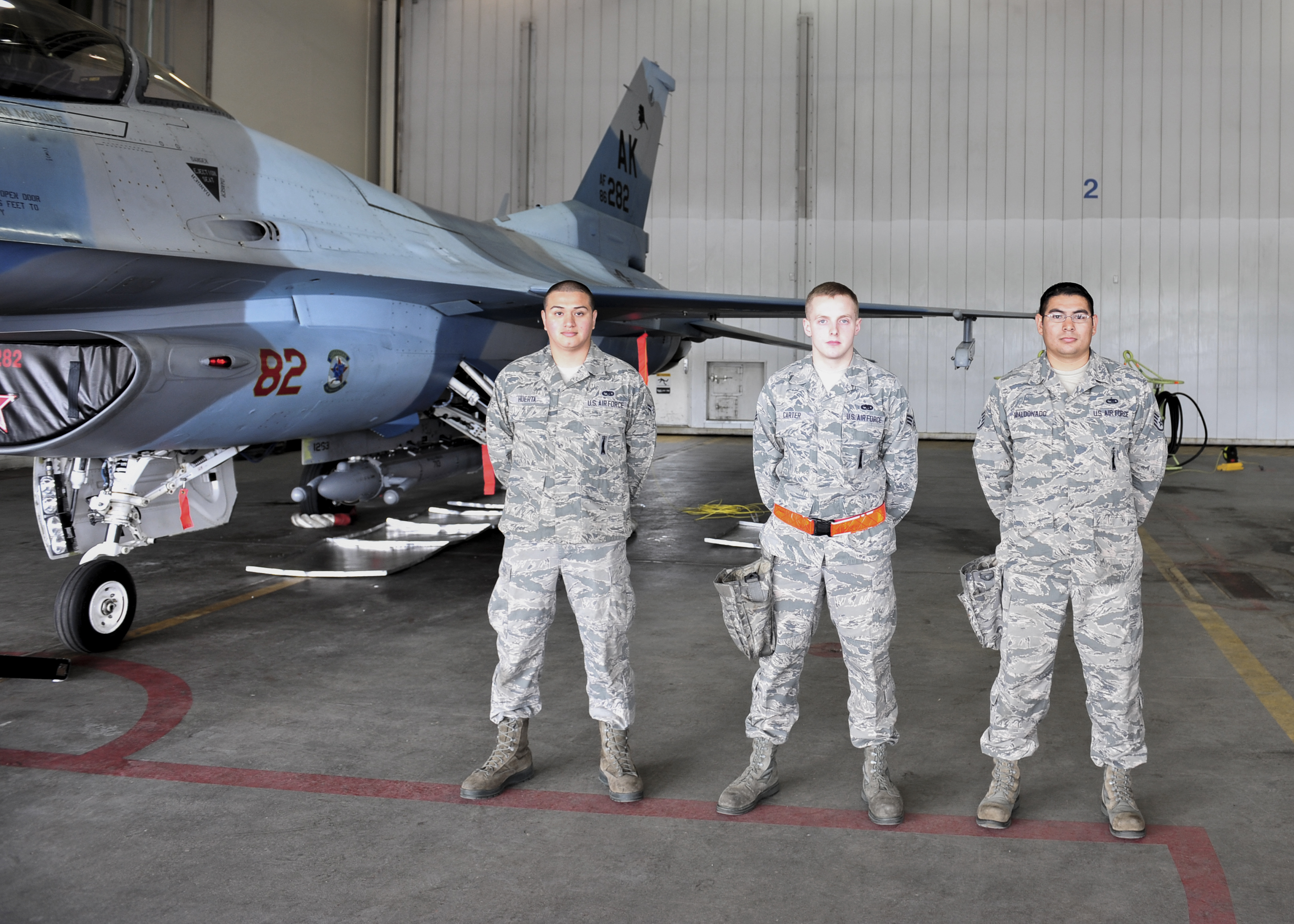 Top performing load crews demonstrate skill, compete to be best in ...