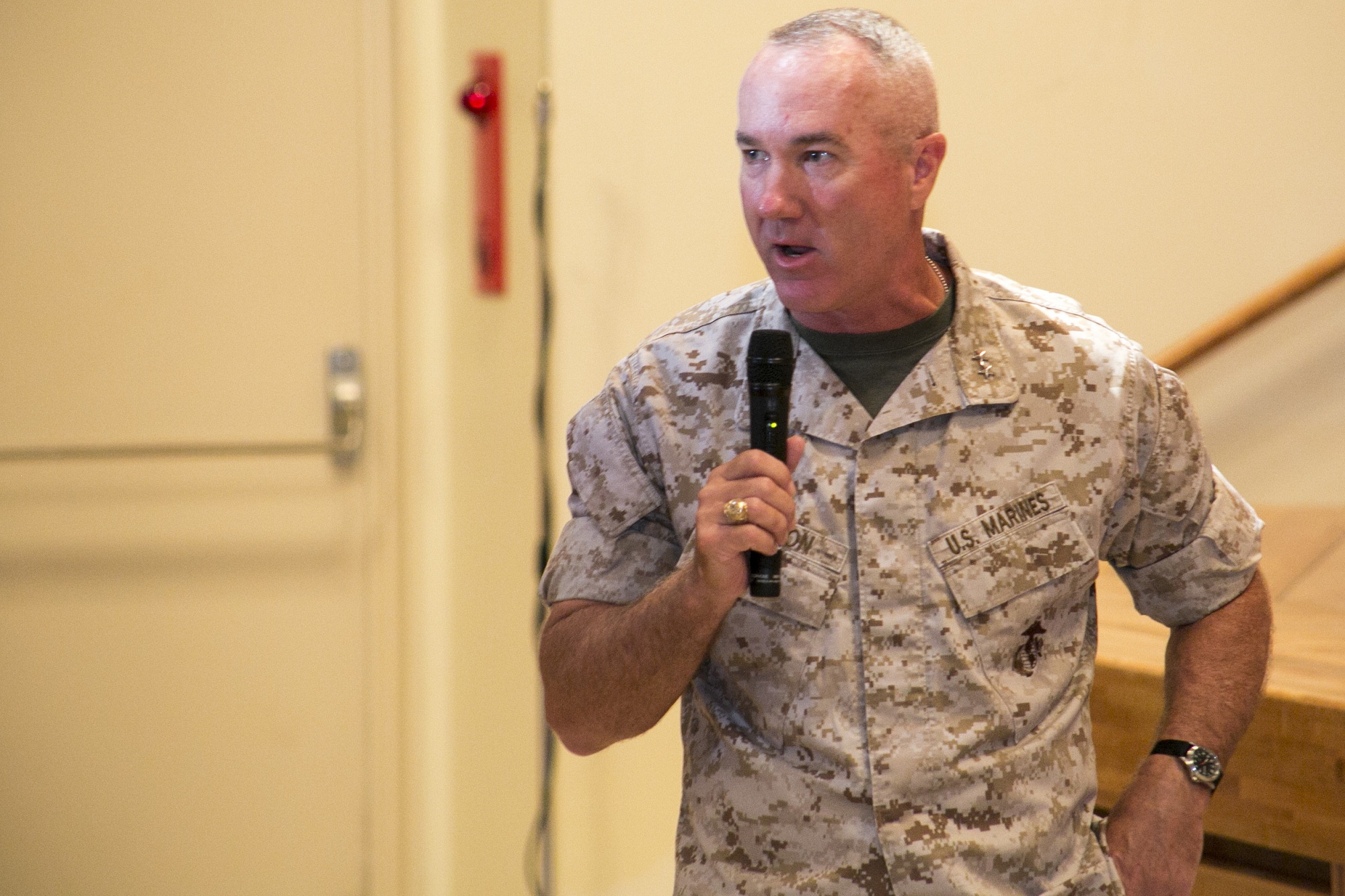 Ceremony honors Estes, welcomes Pecina