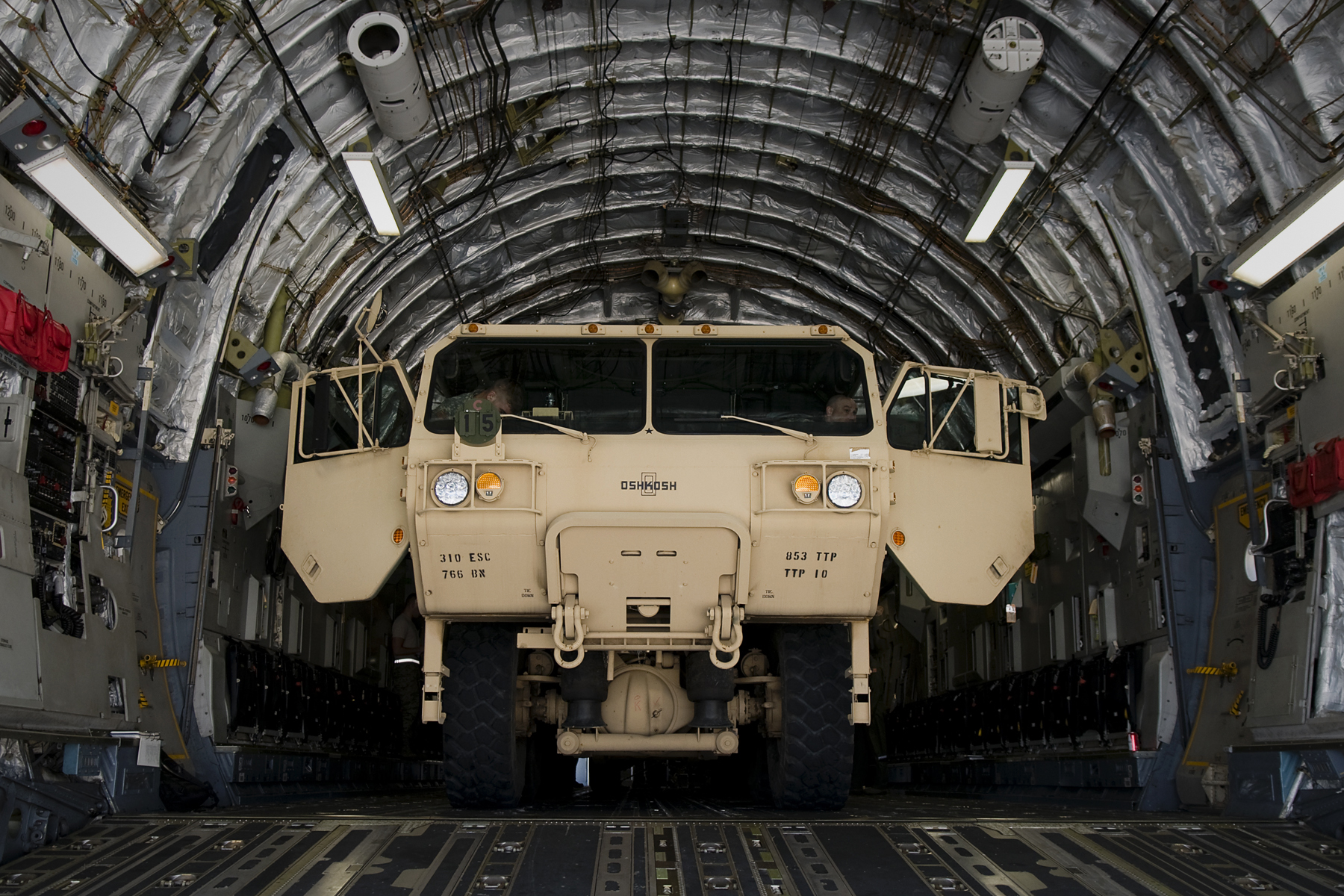 AF reservists team up to teach Army cargo ops > Grissom Air Reserve ...