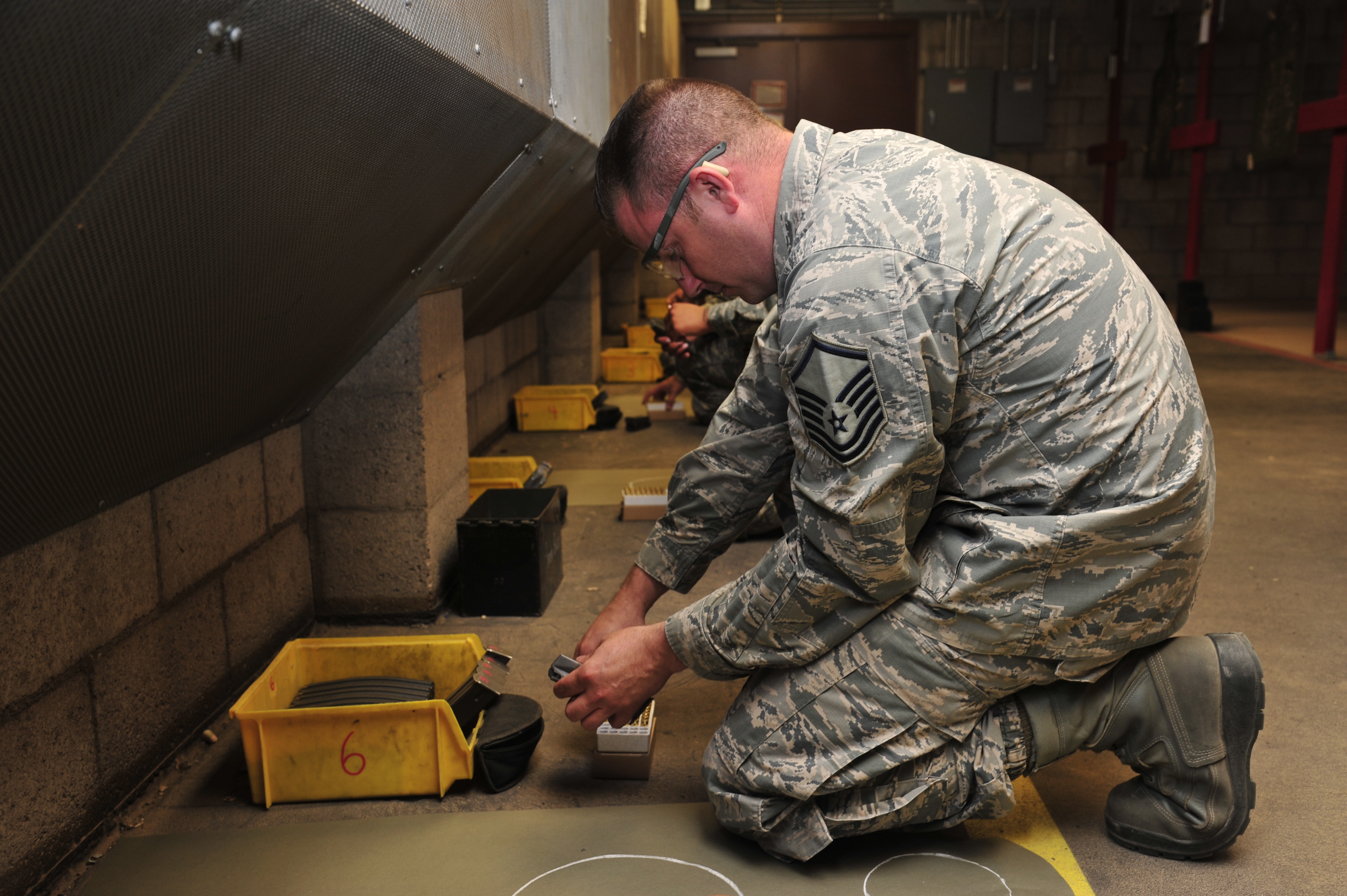 Combat Arms keeps Airmen ready to fight > Luke Air Force Base > Article ...