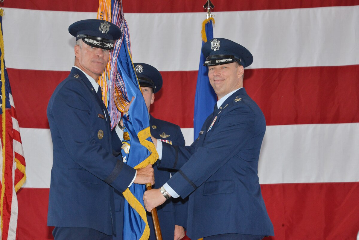 New commander takes helm of 58th Special Operations Wing > Kirtland Air ...
