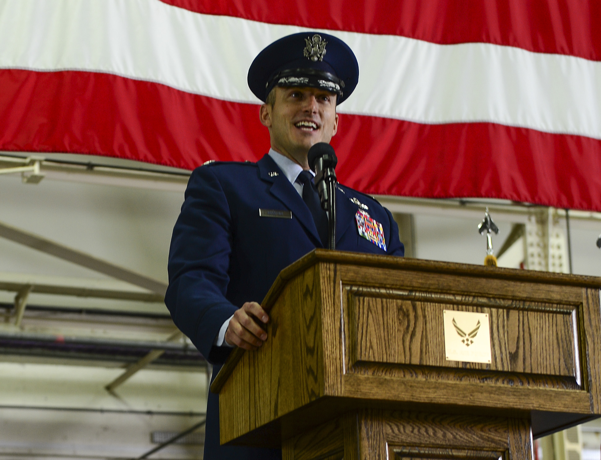 Col. Robert Novotny takes command of Liberty Wing > U.S. Air Forces in ...