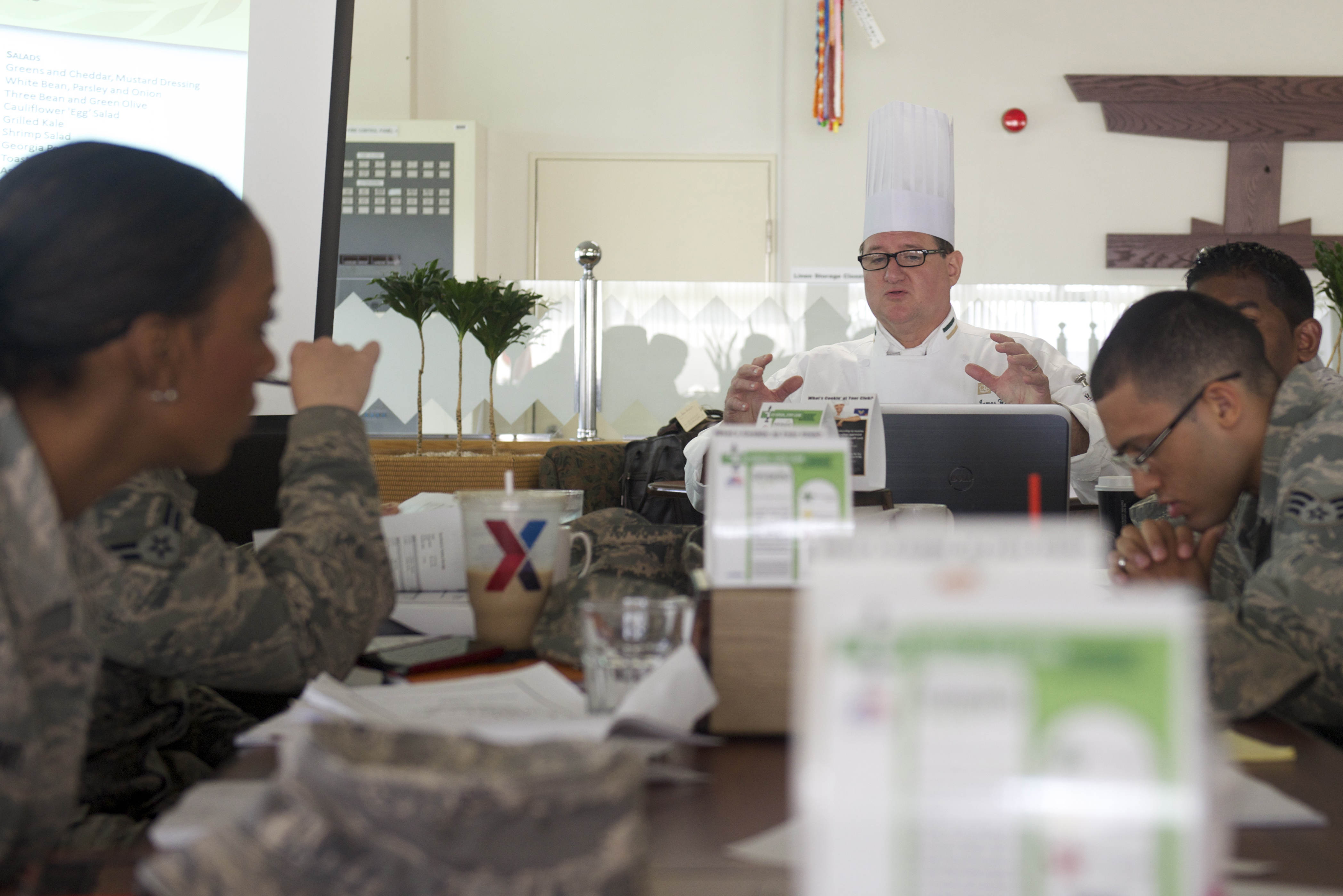 Healthy menus: A recipe for success > Yokota Air Base > Article Display