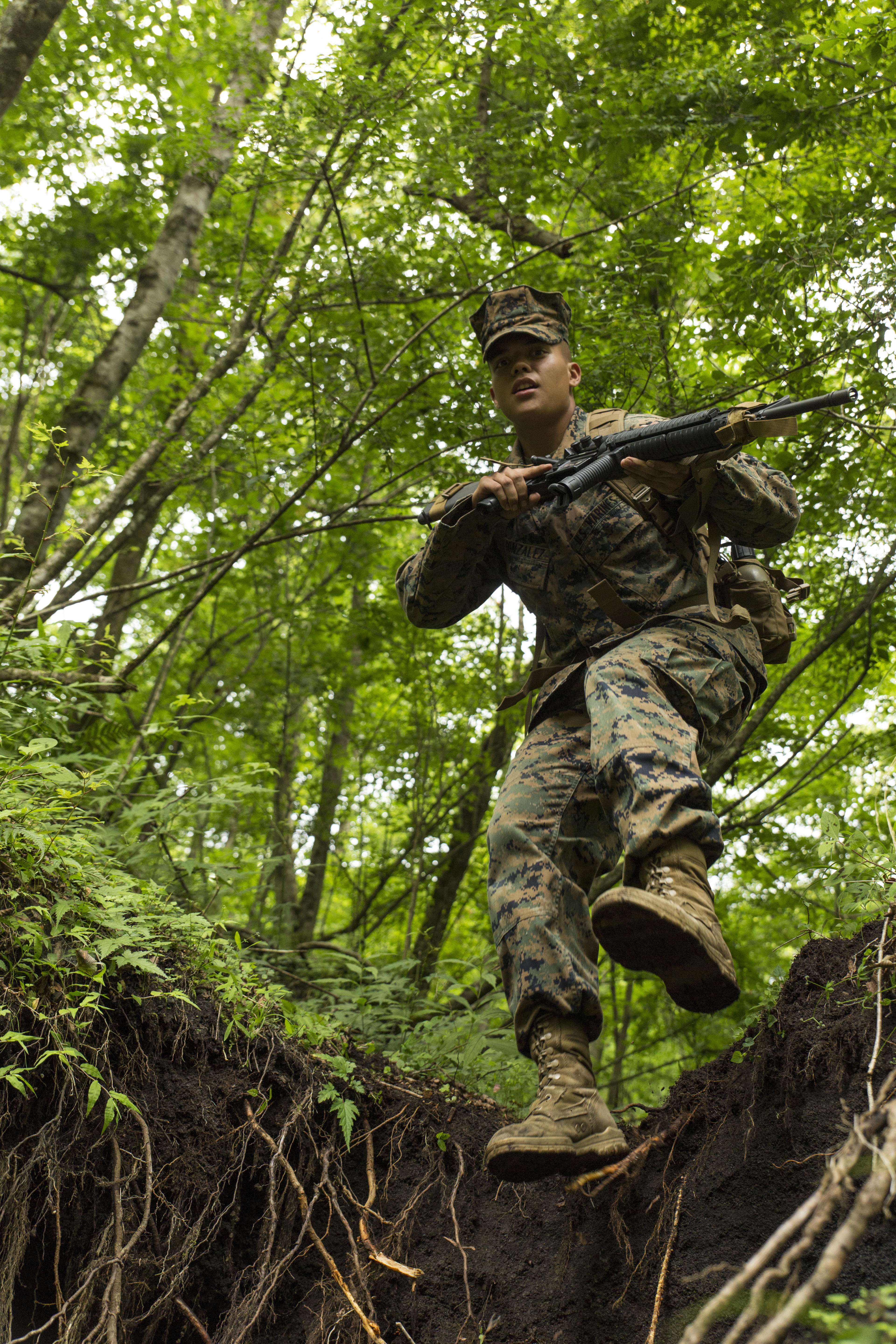 CLC-36 practices land navigation skills at Camp Fuji during Exercise ...