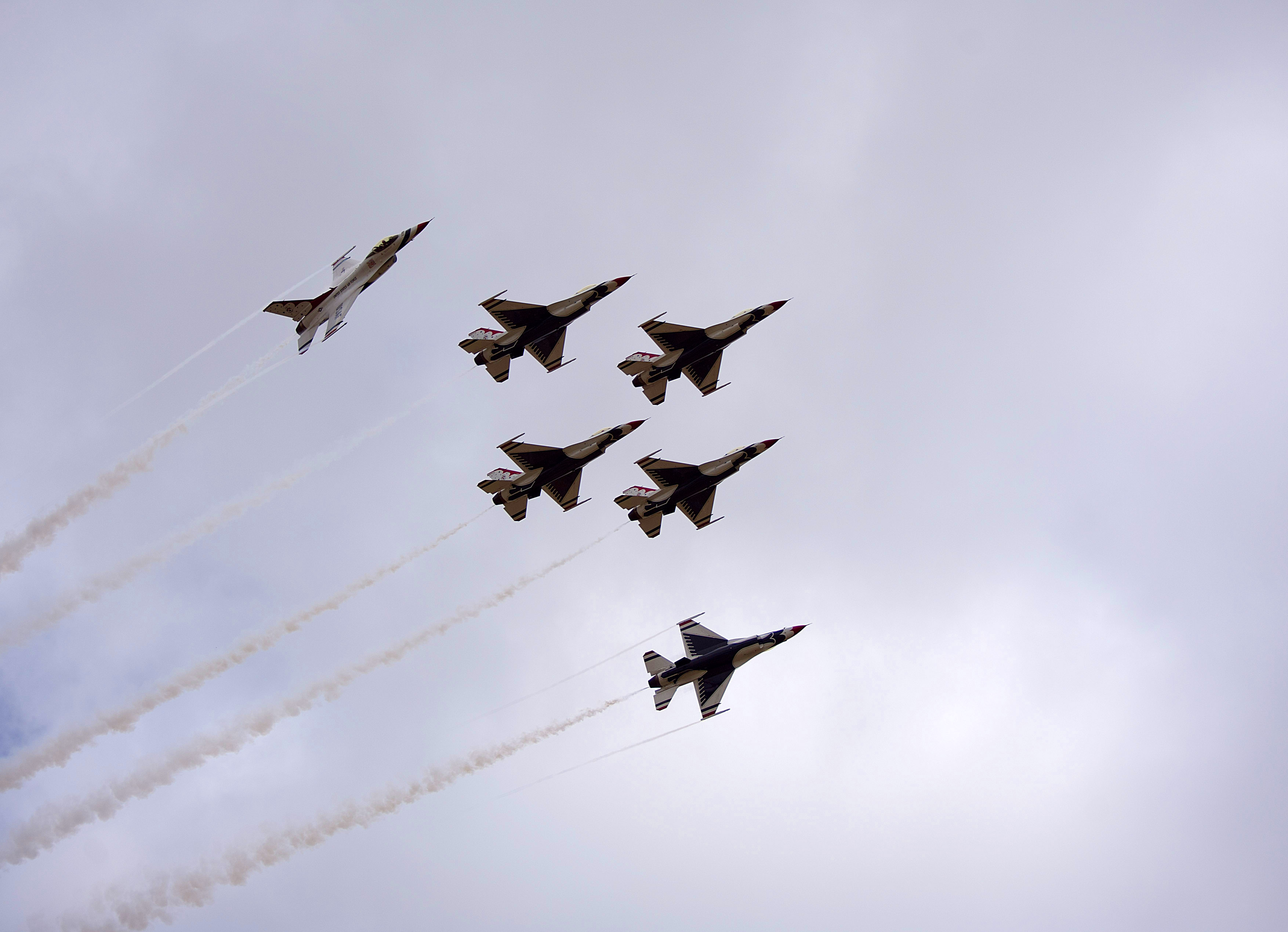 Thunderbirds make triumphant return > Air Force Global Strike Command ...