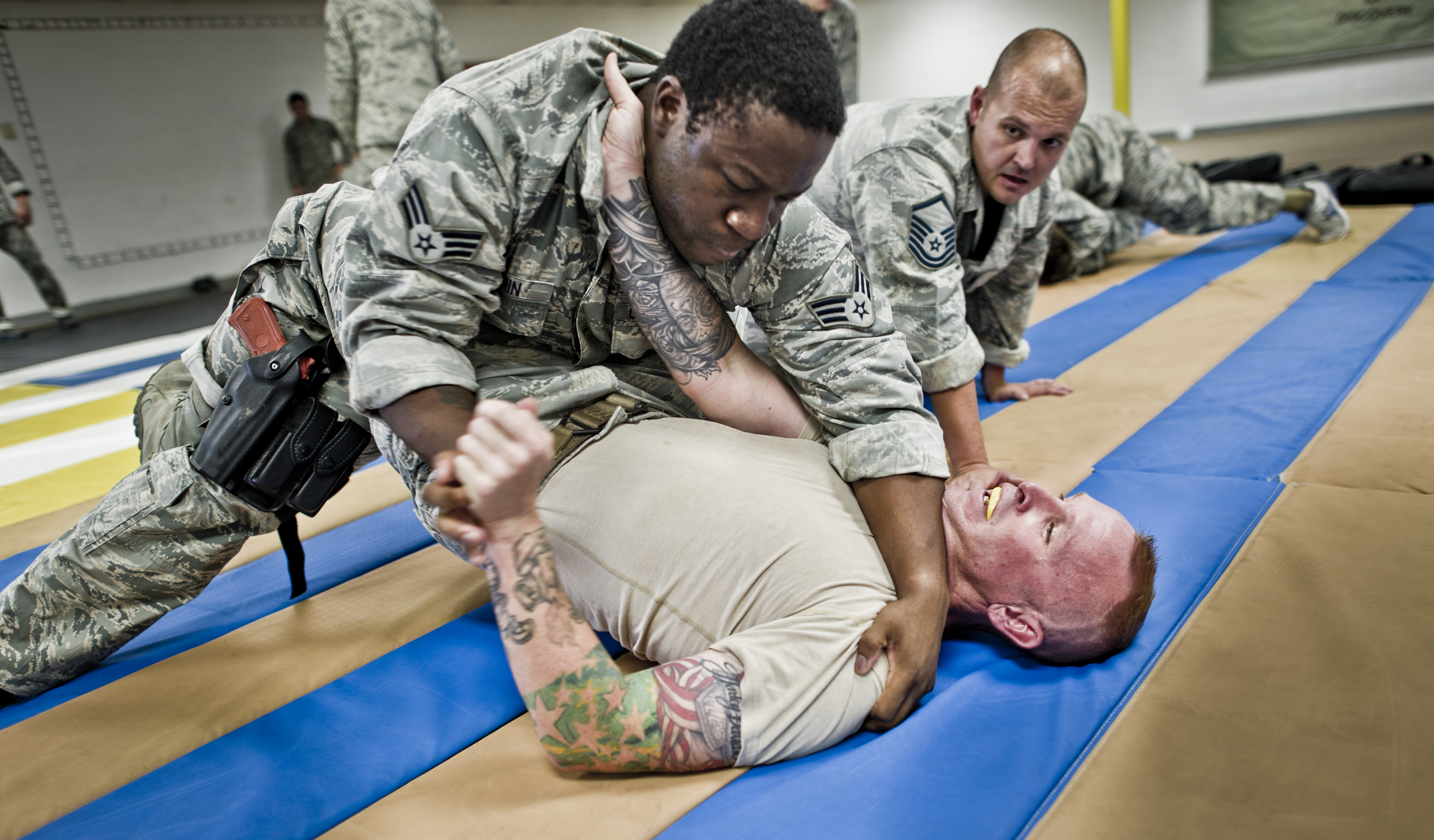 Defenders dig deep during combatives training > Holloman Air Force Base ...