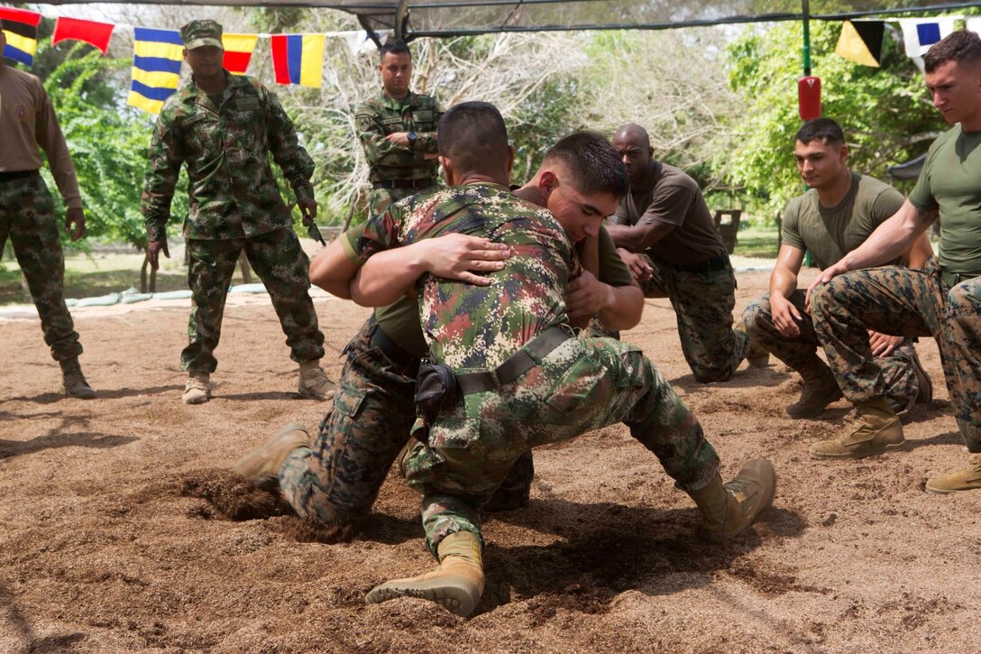 SPMAGTF-South Marines visit Colombia