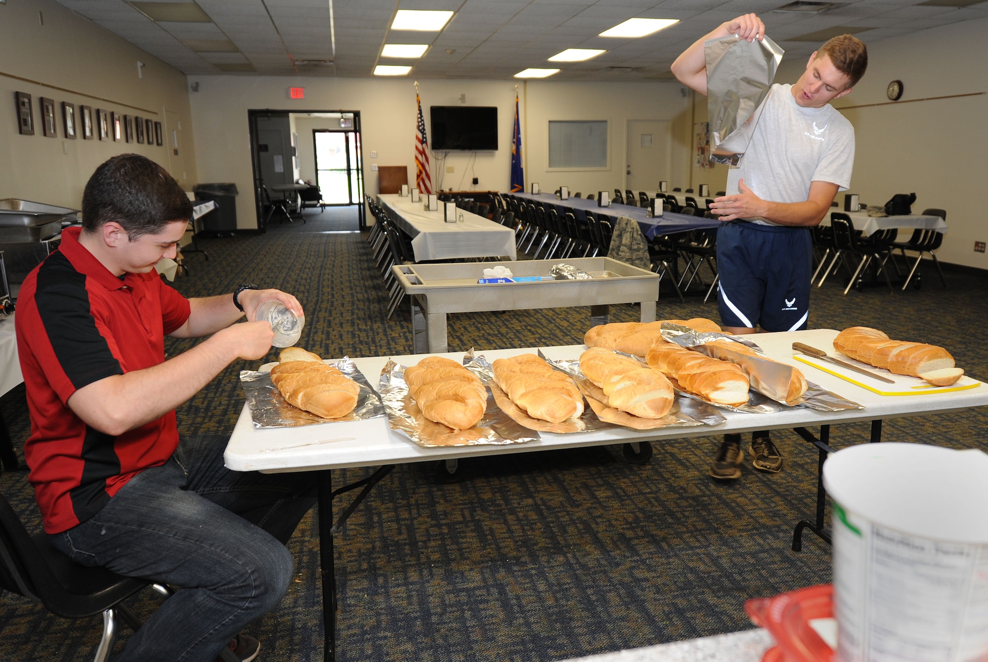 SIGMO features Italian dinner > Vance Air Force Base > Article Display