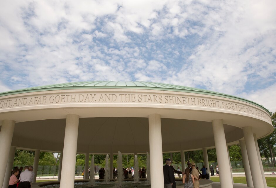 A place to reflect: Vietnam veterans honored in memorial rededication ...