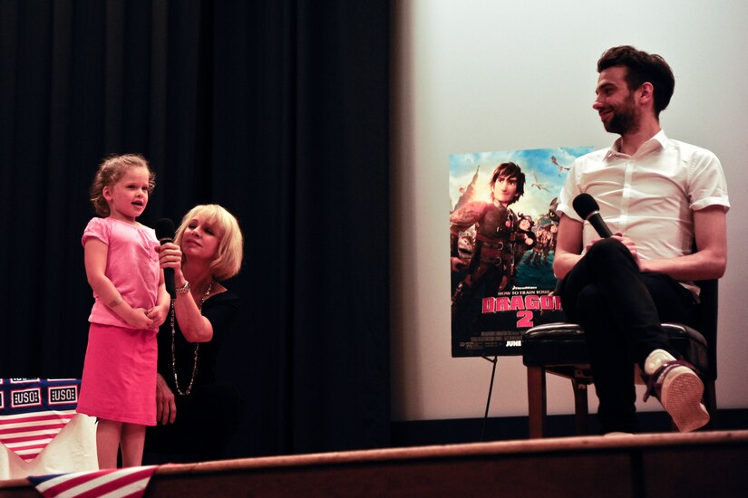 JB MDL community sees stars > Joint Base McGuire-Dix-Lakehurst > News