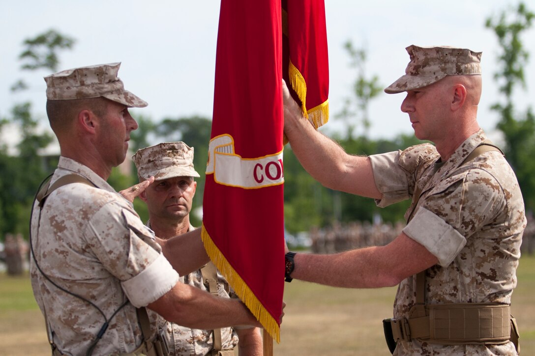 CLR-25 welcomes new commanding officer