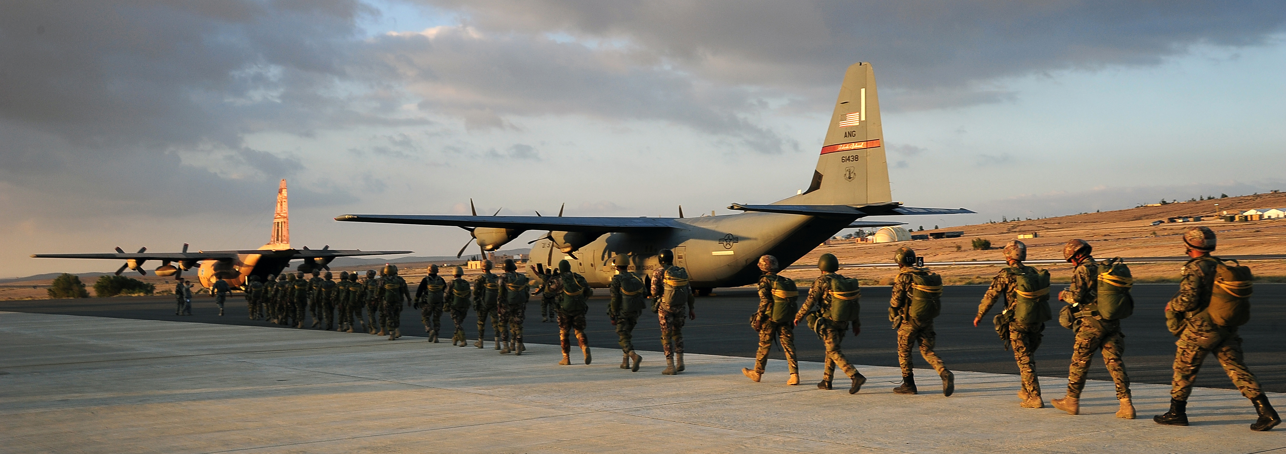 Paratroopers partner for multinational friendship jump > U.S. Air ...
