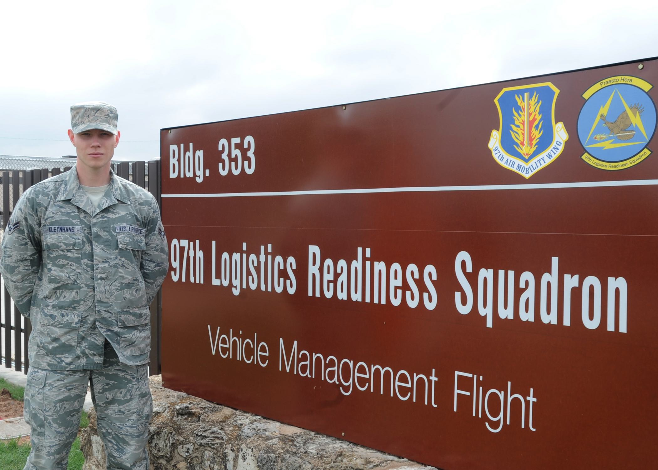 Vehicle management > Altus Air Force Base > Display