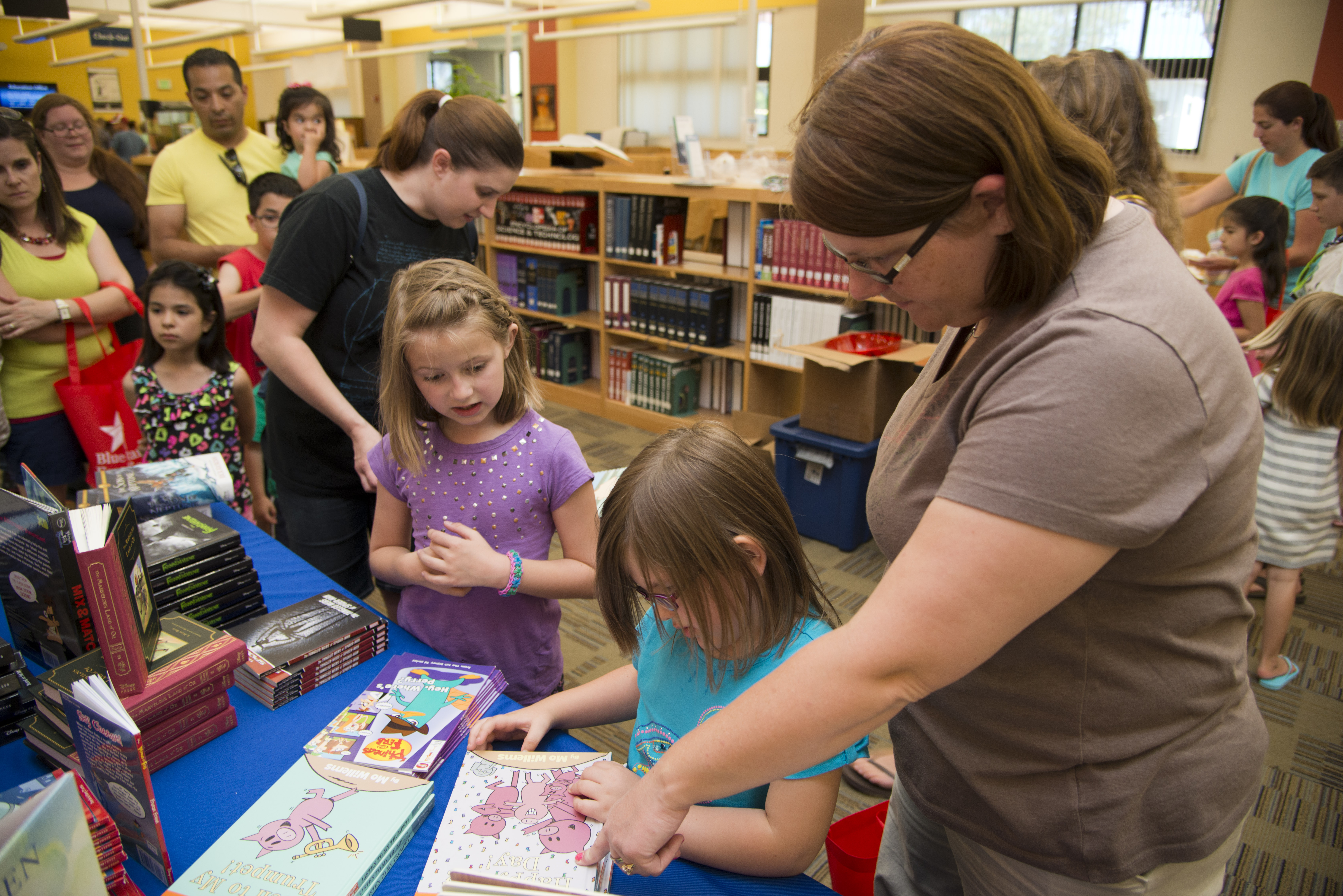 Travis hosts Books on Bases > Travis Air Force Base > Display