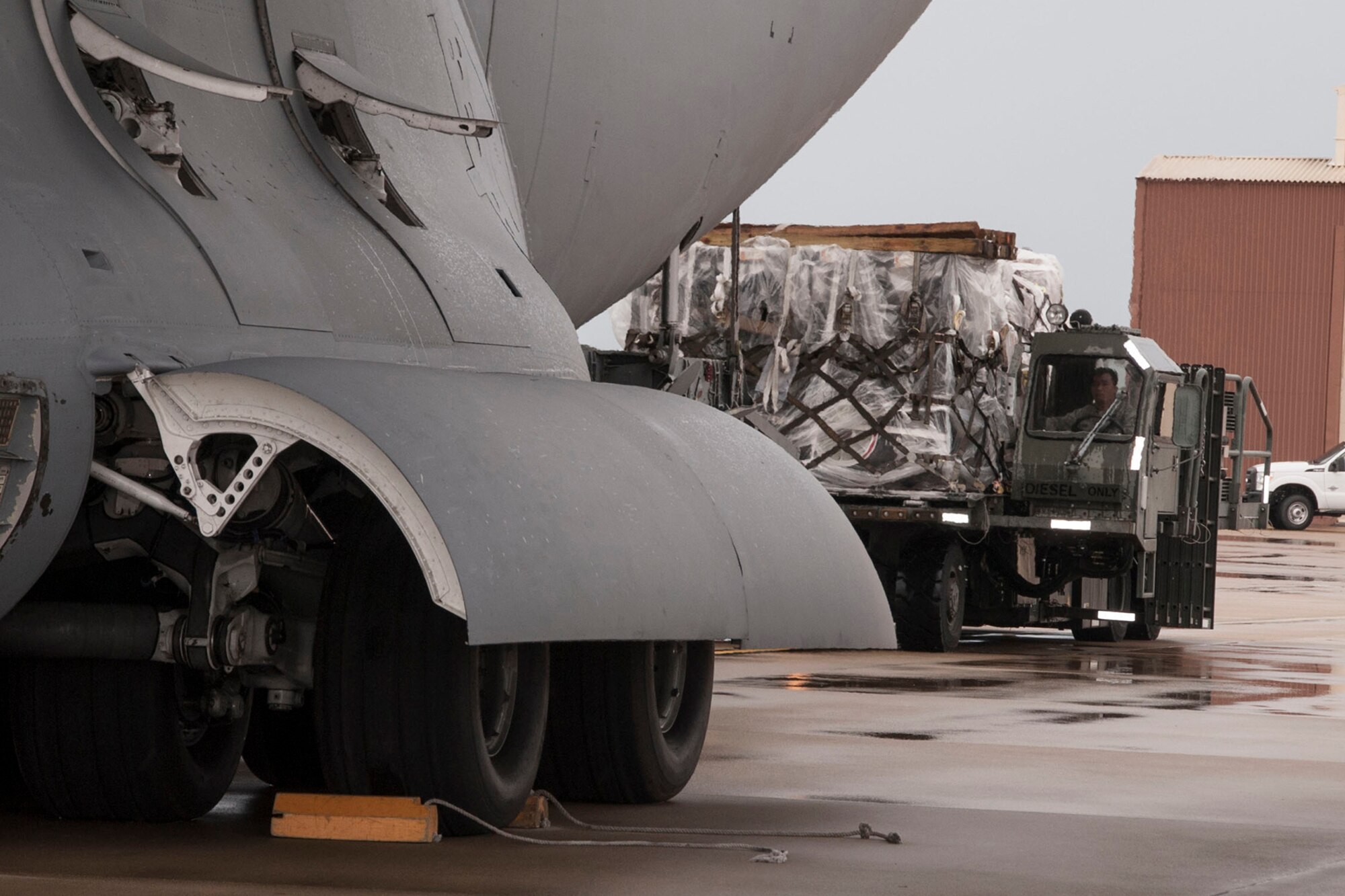 LRS: Without them you're not going anywhere > 307th Bomb Wing > Article ...