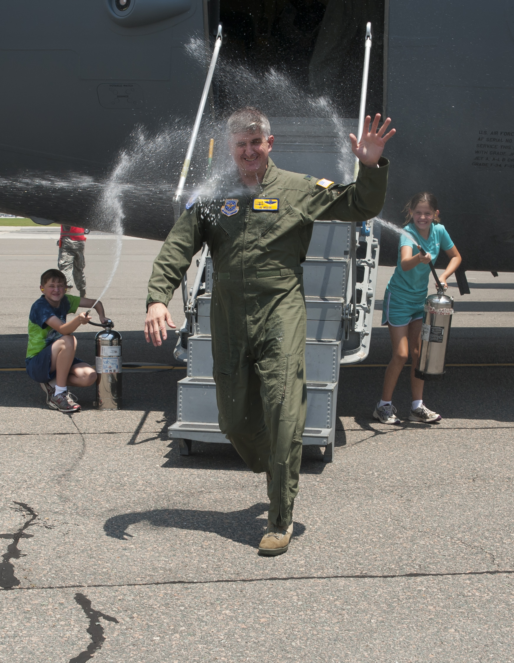 Col. Miller bids farewell to 437th AW with fini flight > Joint Base ...