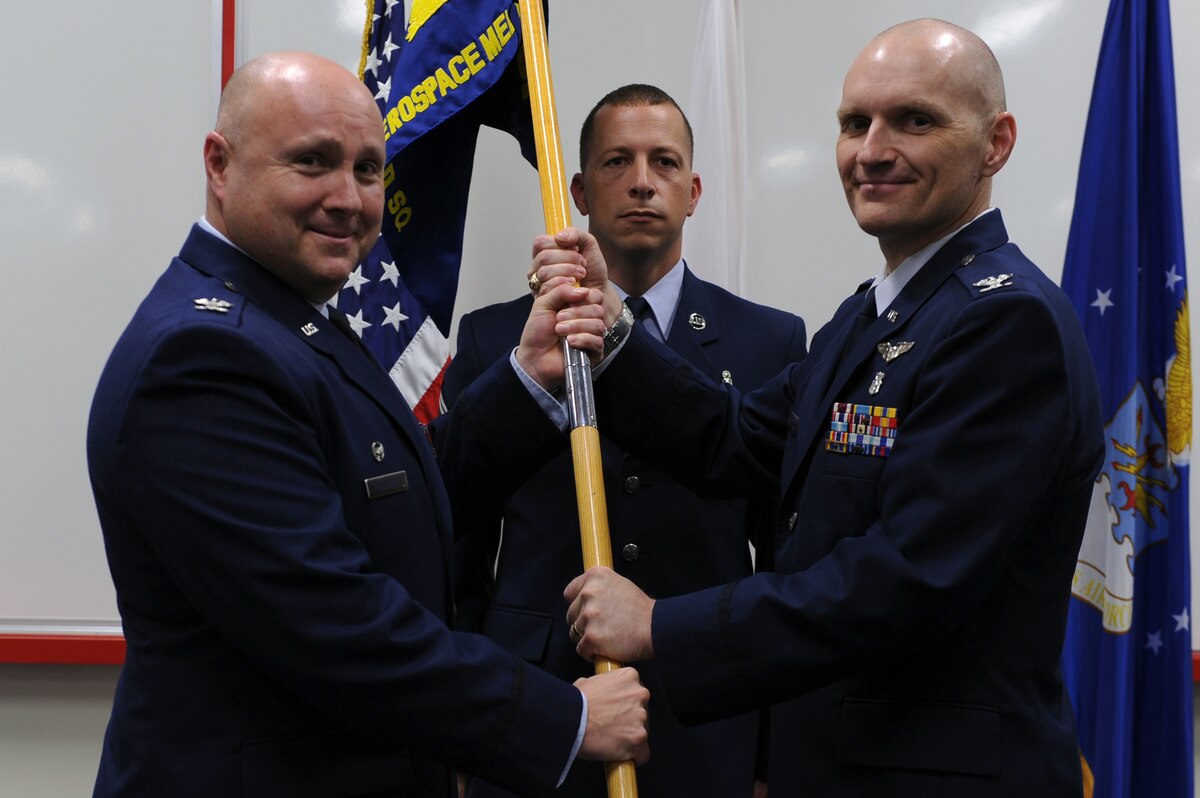 18th AMDS welcomes new commander > Kadena Air Base > News