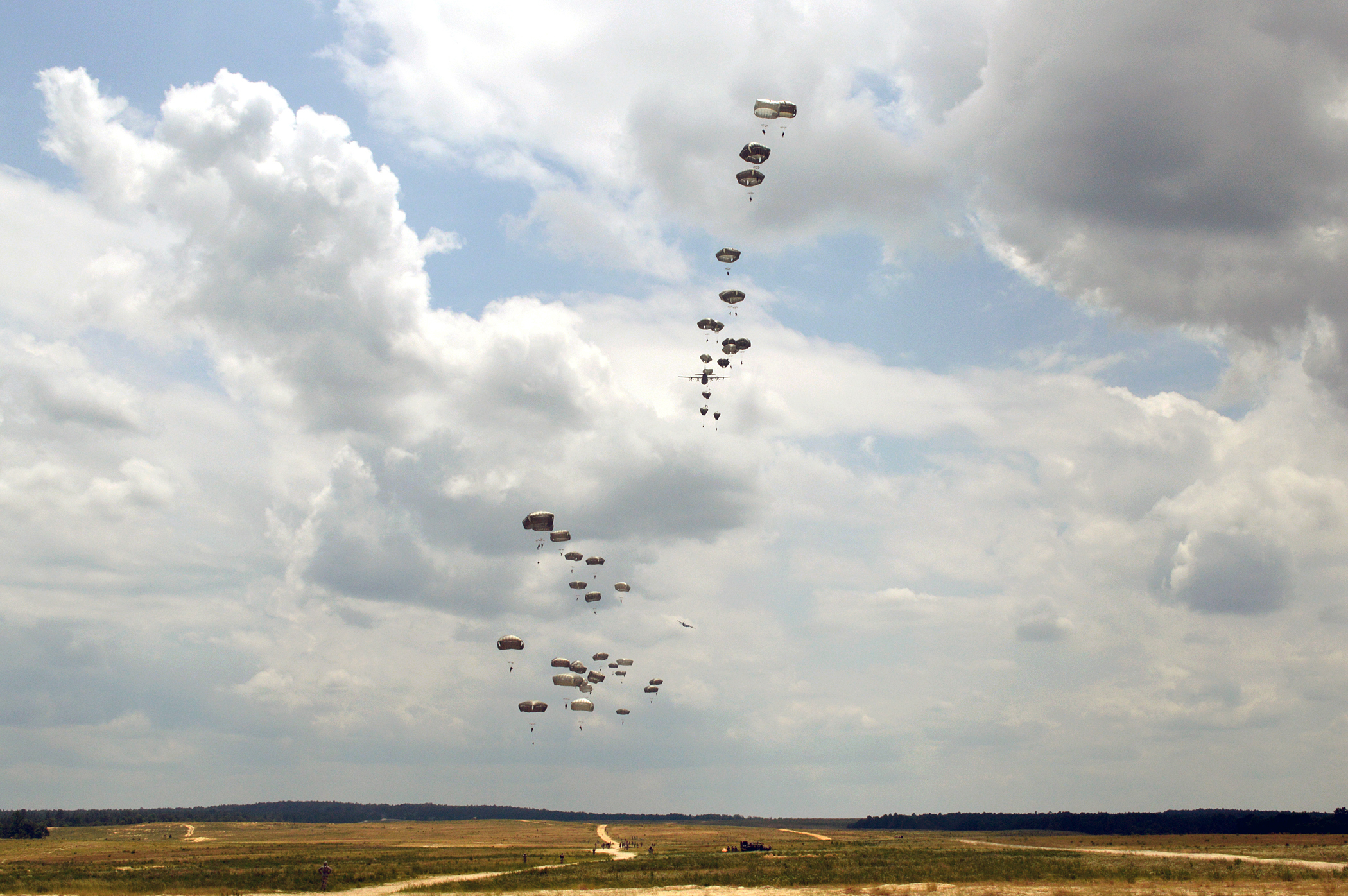Pope Airmen participate in D-Day jump at Fort Bragg > Air Mobility ...