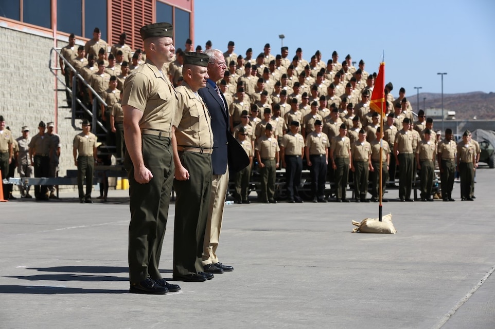 1st LAR change of command > 1st Marine Division > Featured News