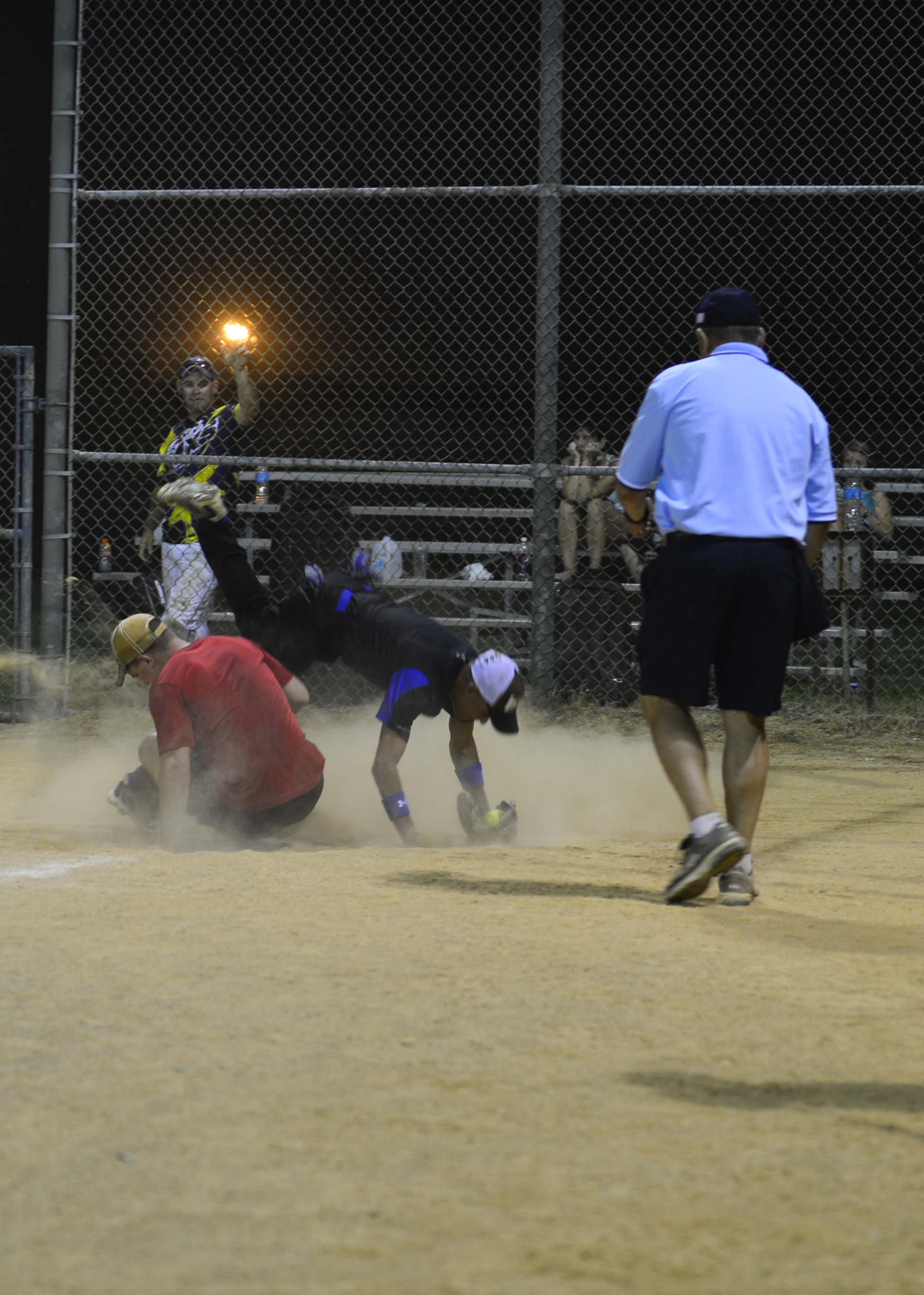 SFS locks up APS in softball > Dover Air Force Base > Article Display