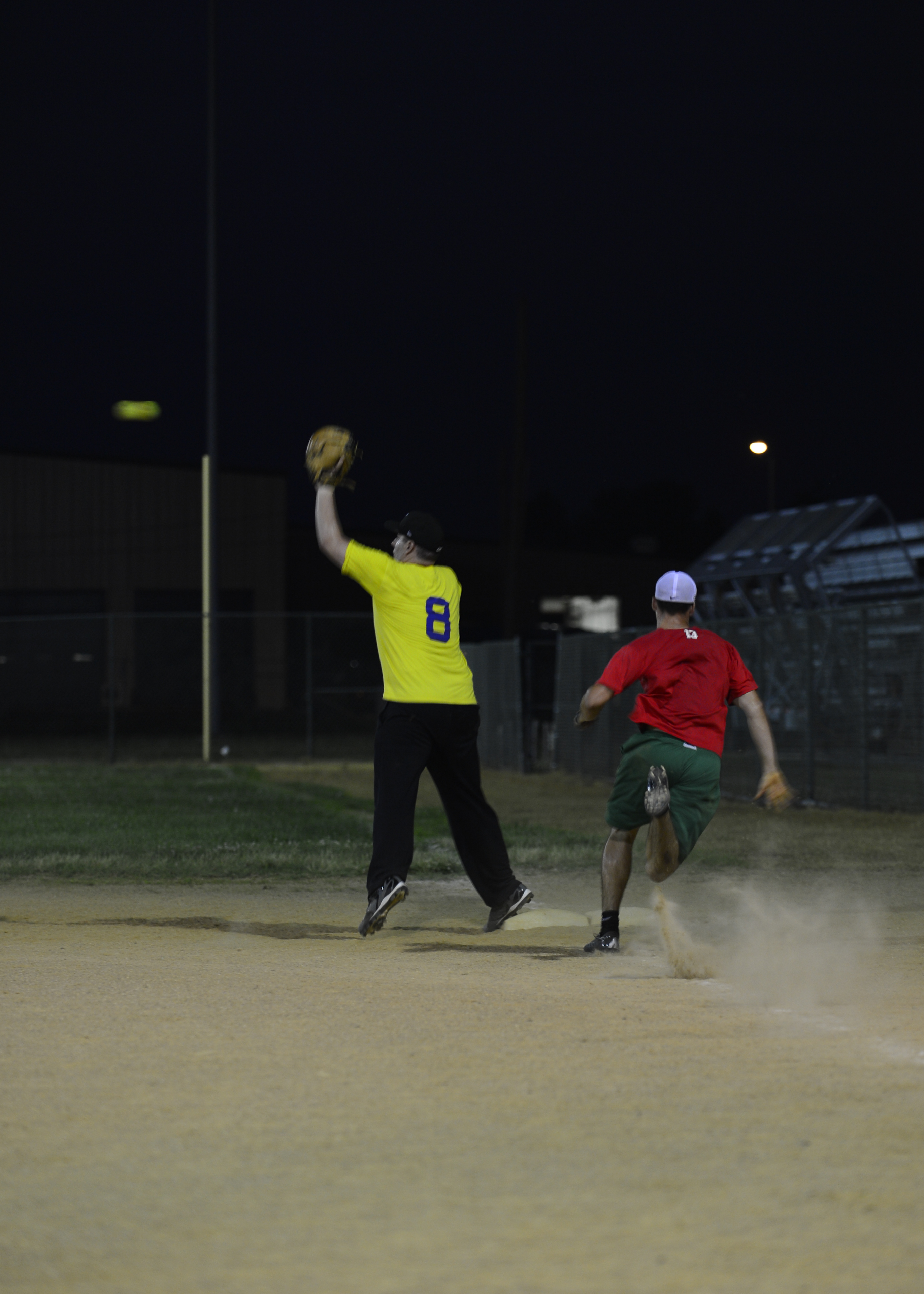 SFS locks up APS in softball > Dover Air Force Base > Article Display