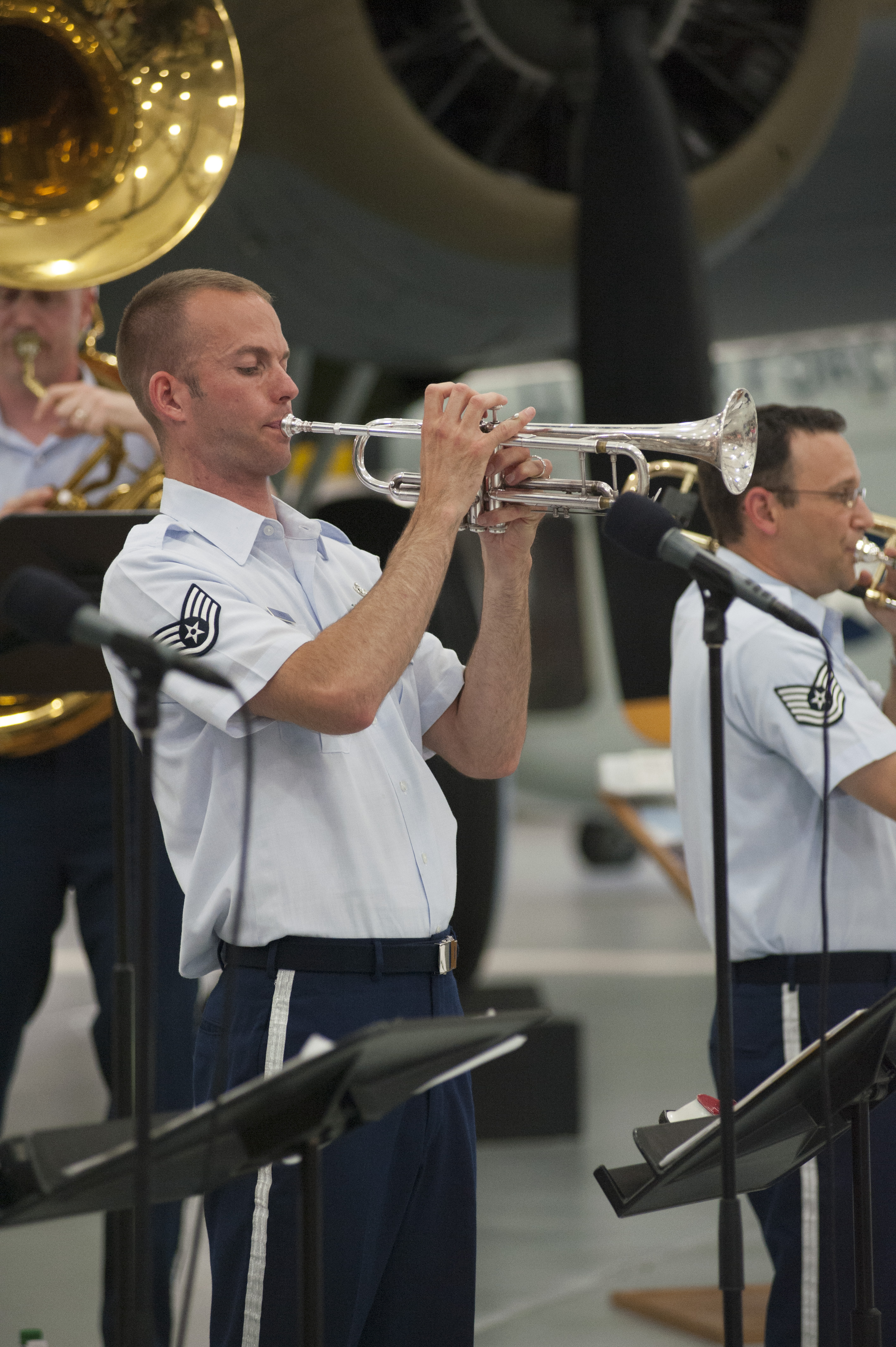 Band performs jazz at AMC Museum > Dover Air Force Base > News