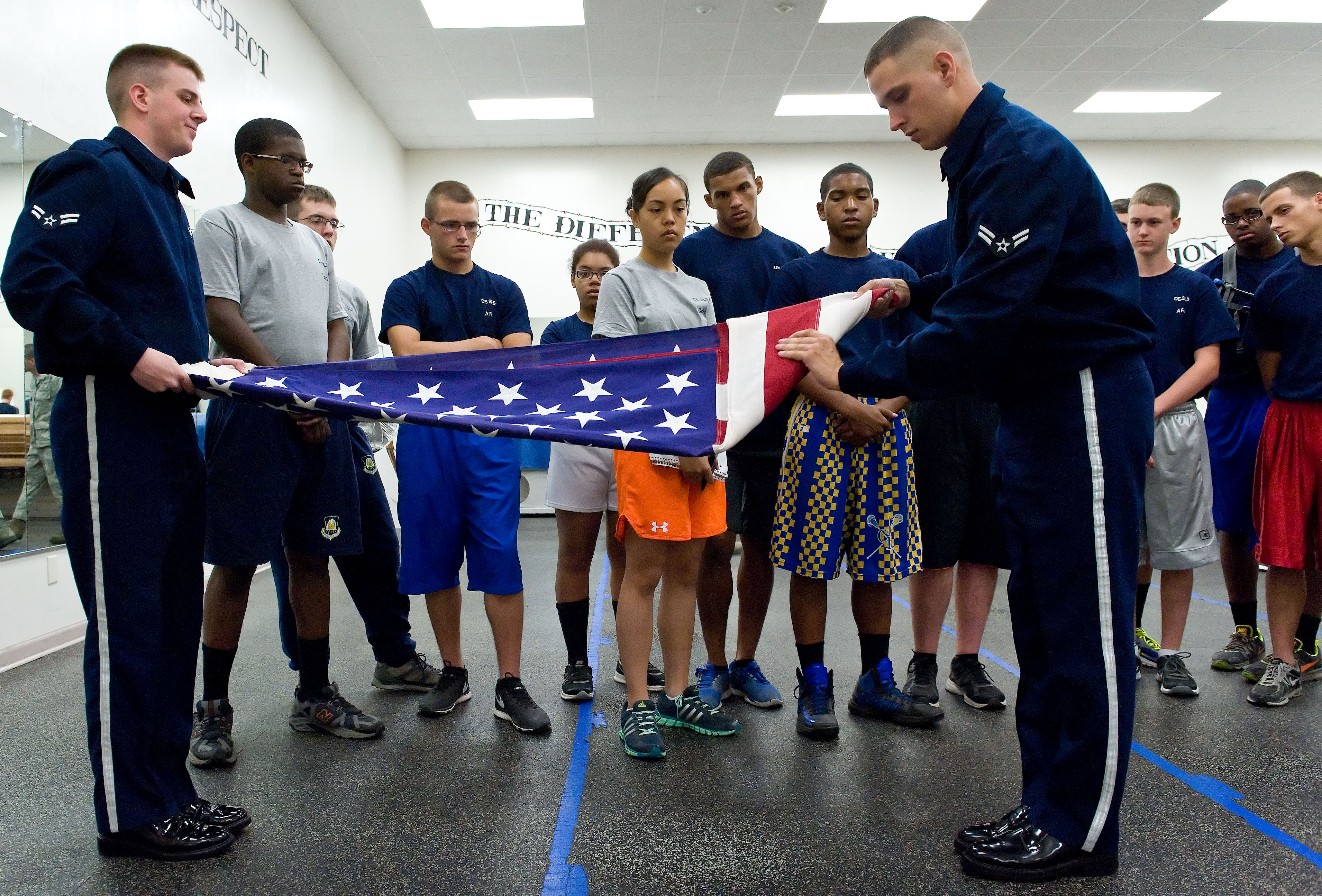 AF Junior ROTC Cadets Visit Dover AFB