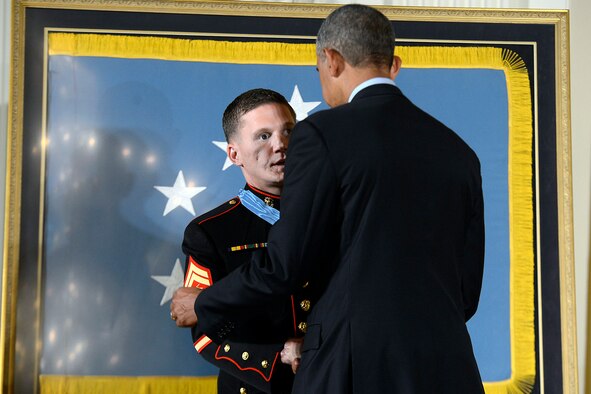 President Presents Marine corporal with Medal of Honor > 501st Combat ...