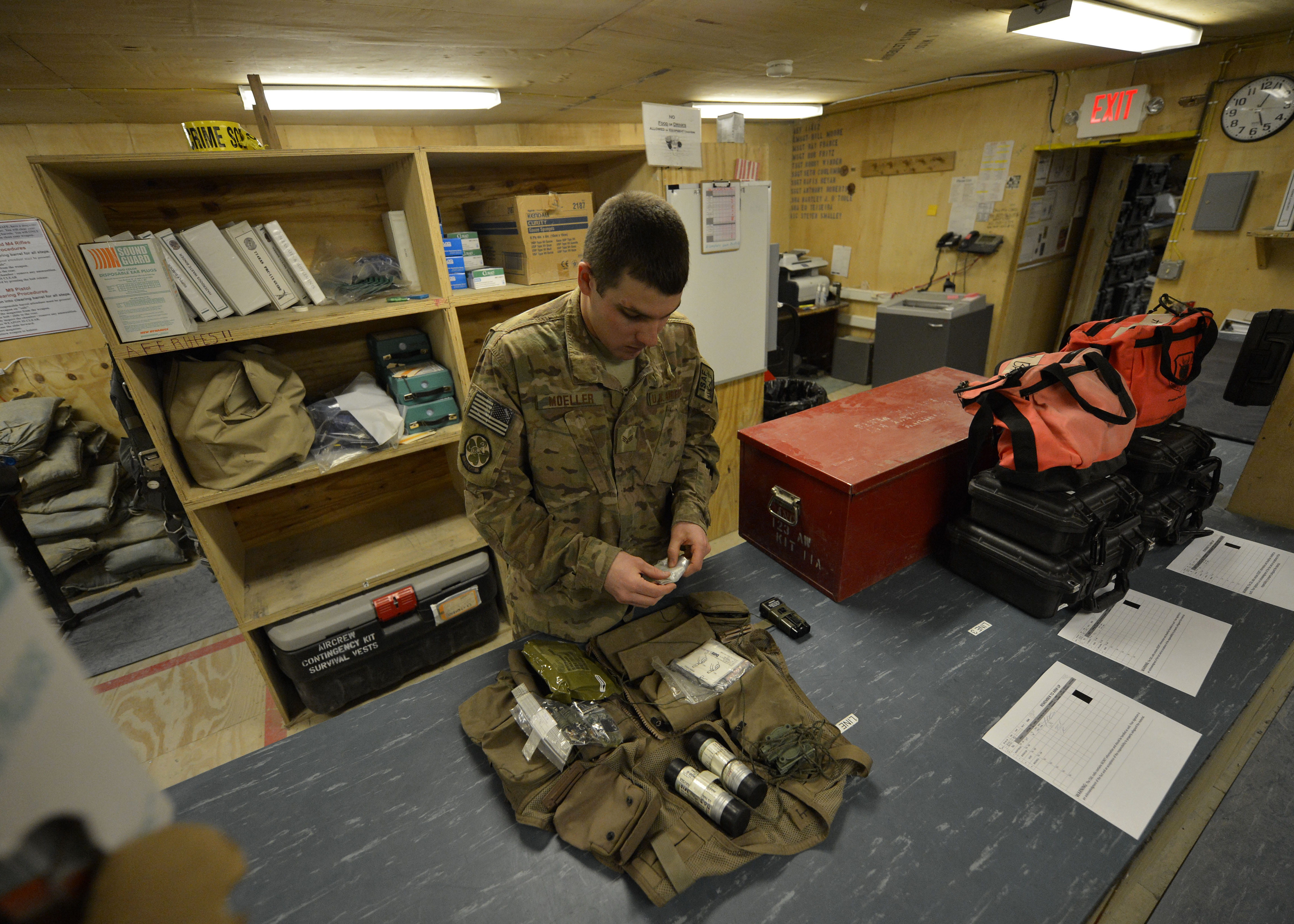 Photo Essay: Aircrew Flight Equipment ensures safety > U.S. Air Forces ...