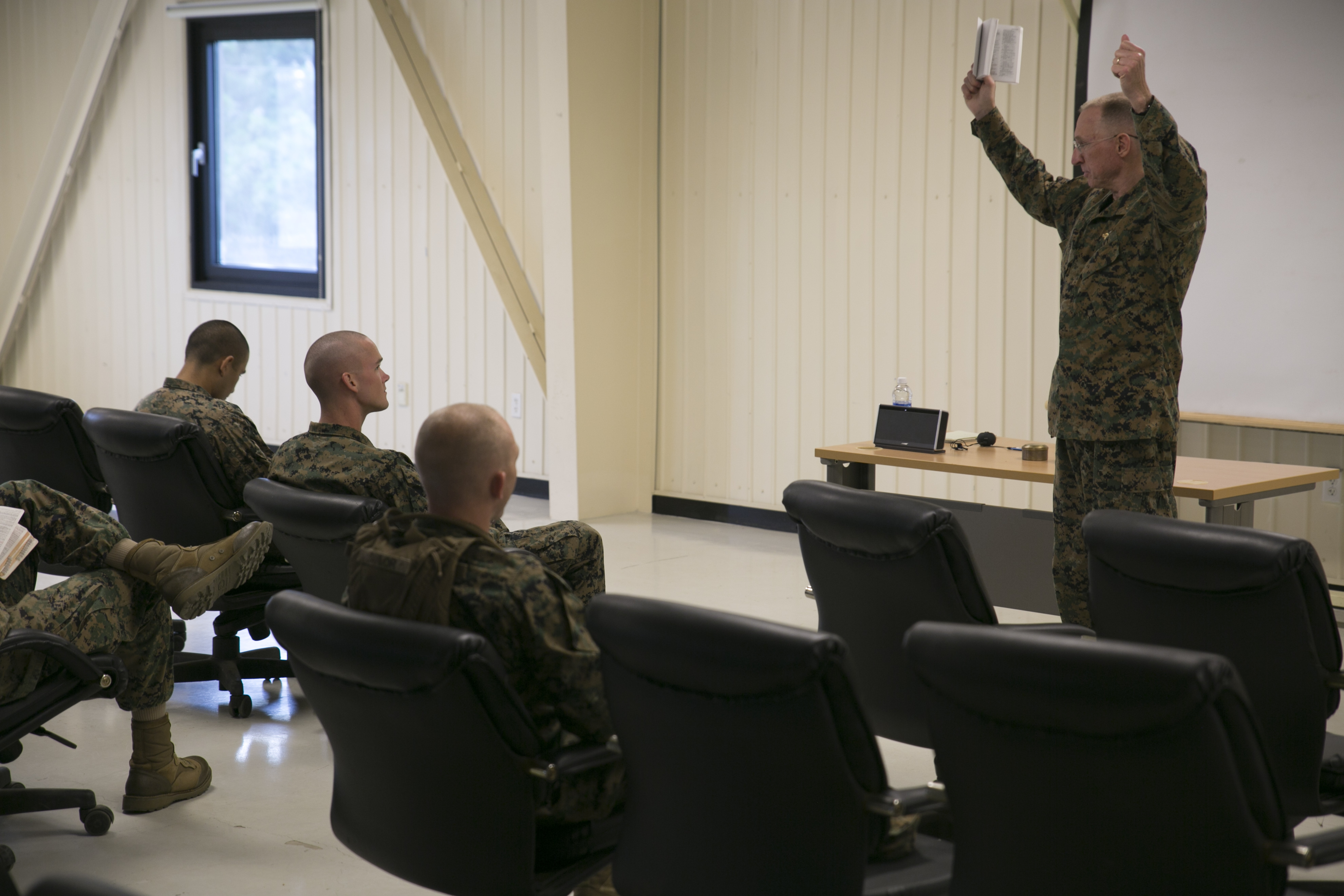 Church service offers respite for deployed Marines