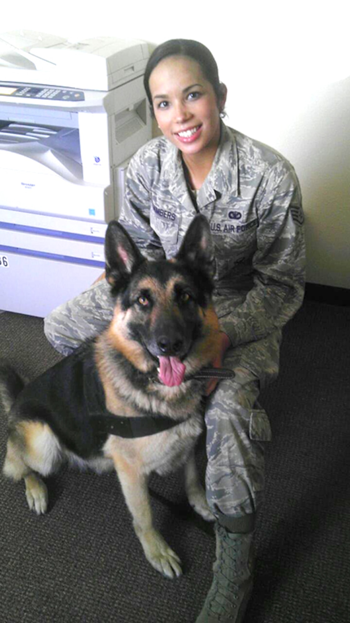 K-9 handler makes new plan after joining Reserve > 446th Airlift Wing ...