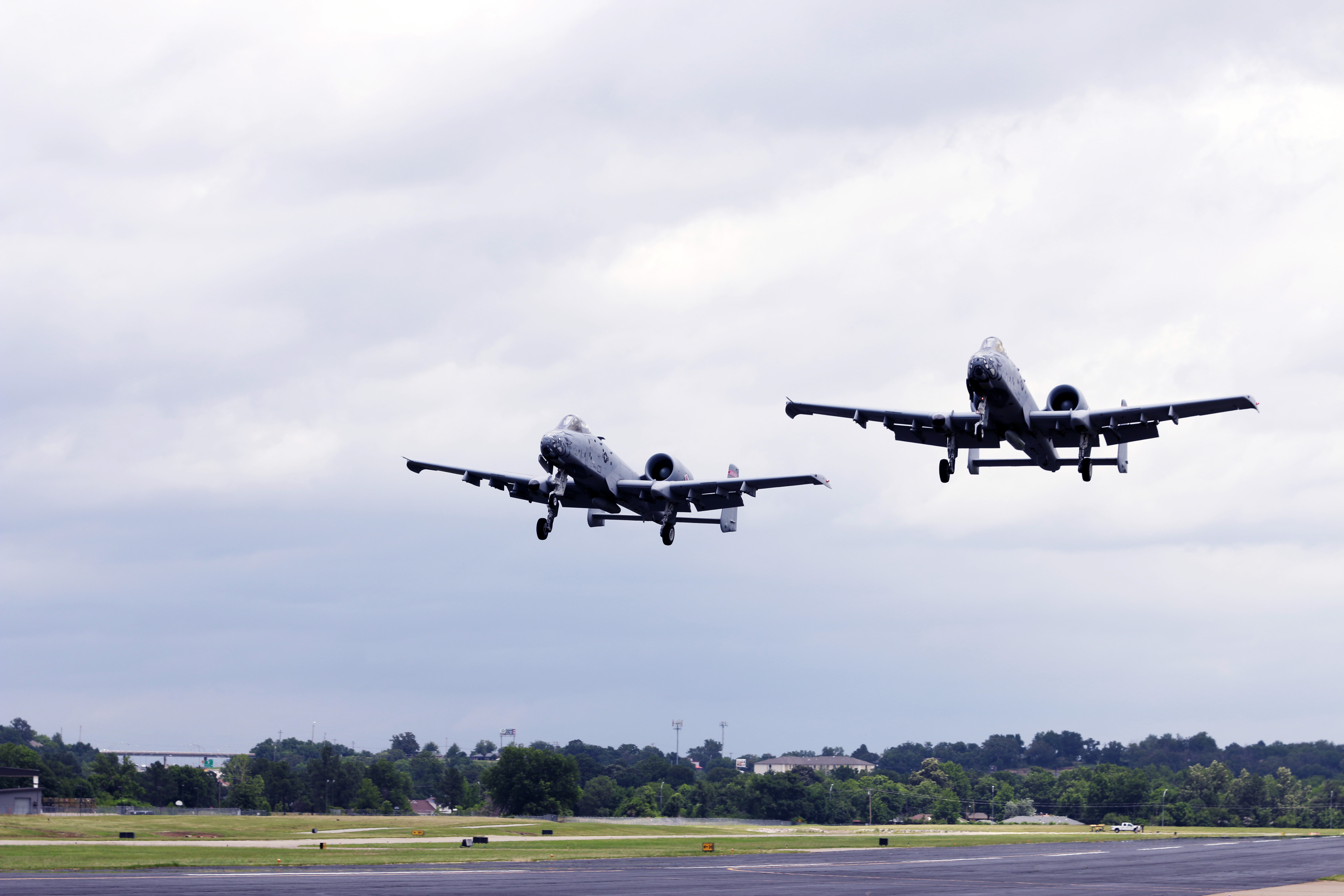 Flying Razorbacks bid farewell to A-10 aircraft > Air National Guard ...