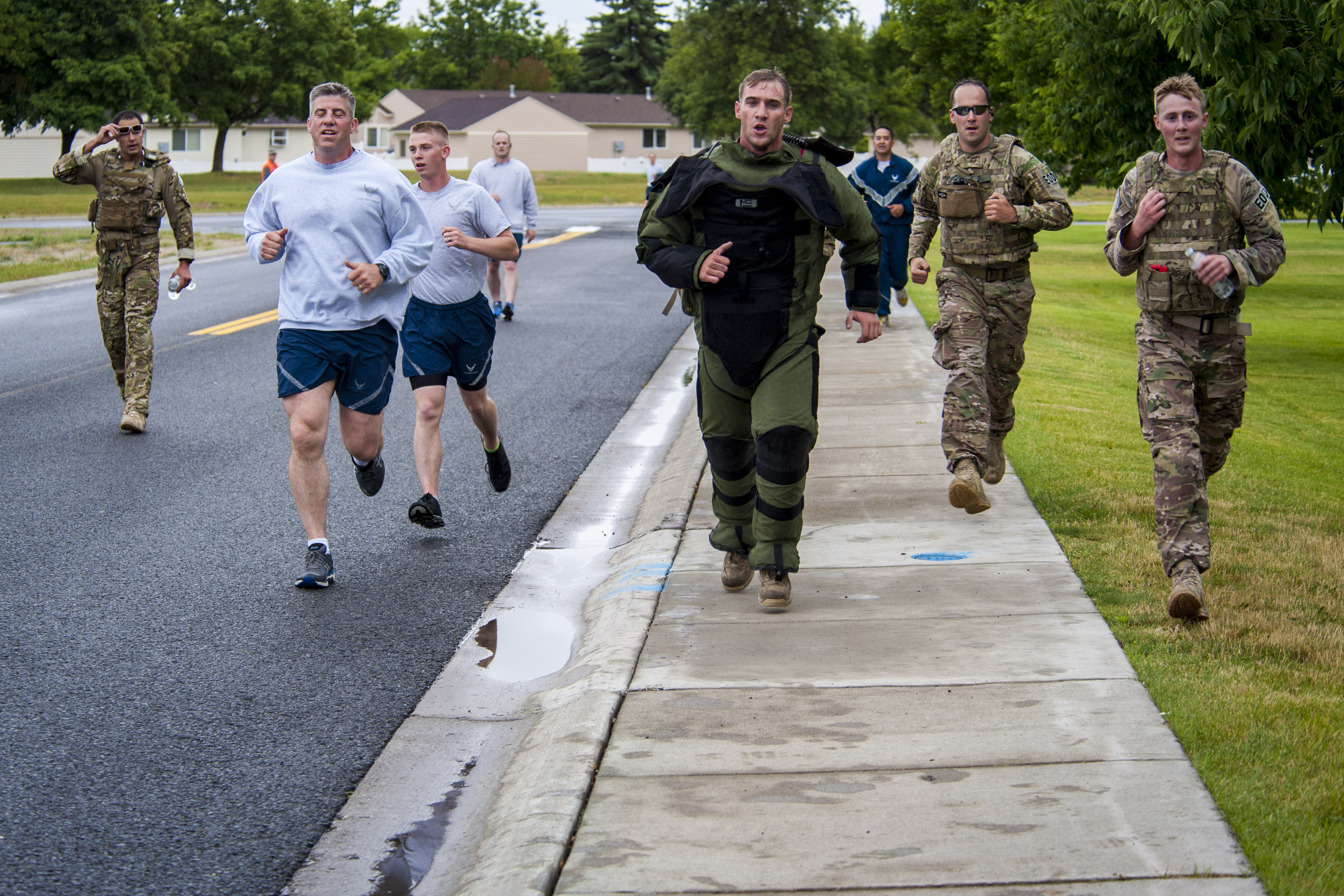Fairchild flies for fitness at wing run > Fairchild Air Force Base ...