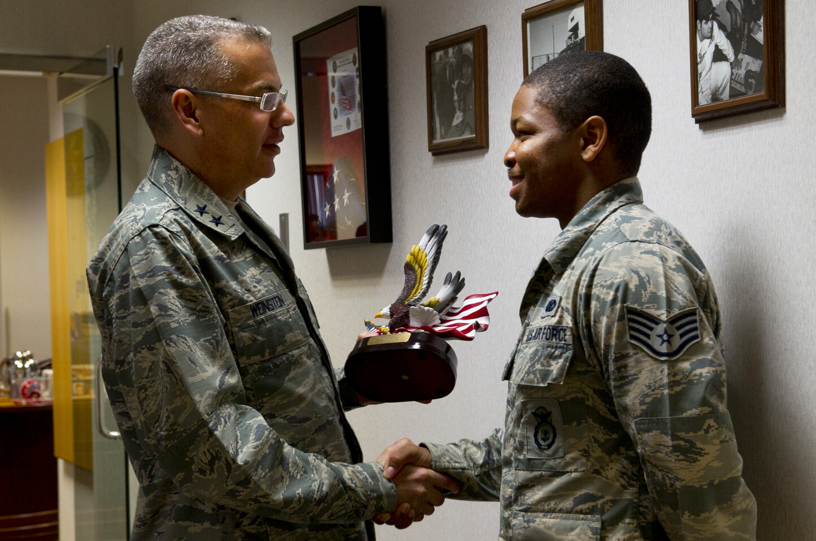 20th AF commander visits Minot AFB