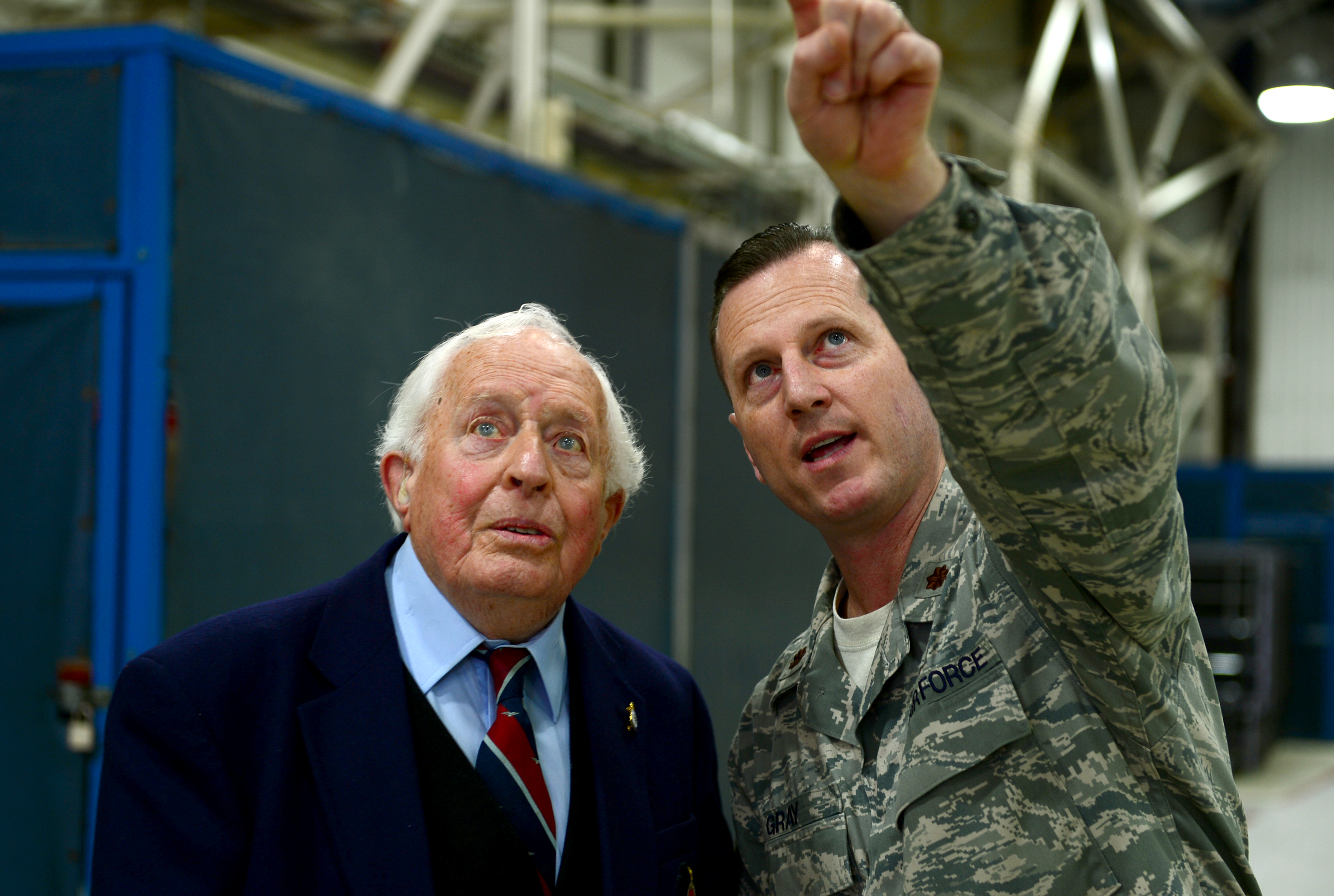Liberty Wing hosts RAF WWII veteran > Royal Air Force Lakenheath ...