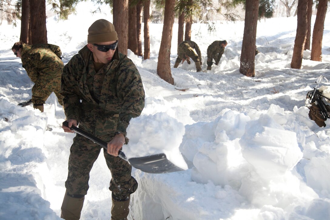 “Thundering Third” digs deep, executes snow survival techniques in ...