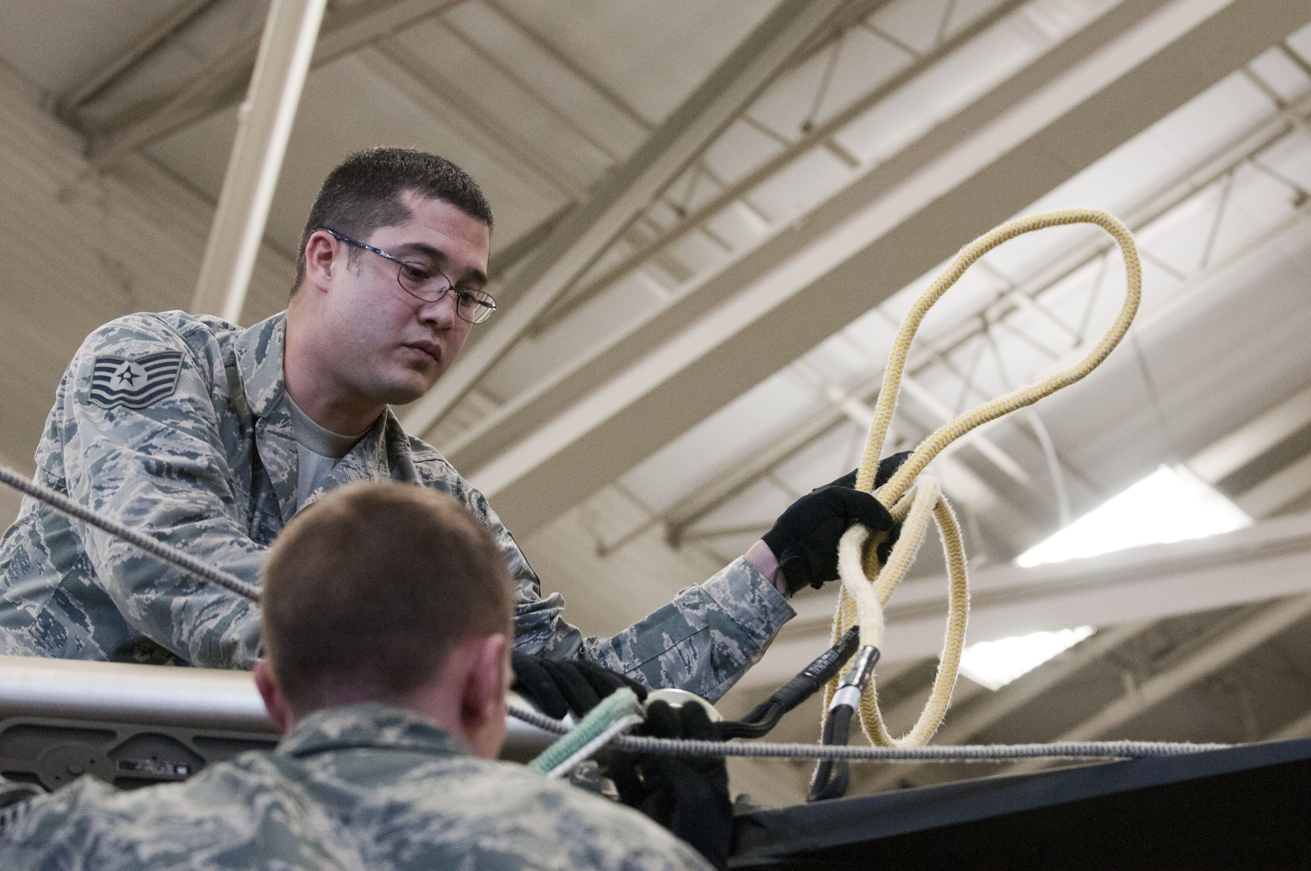 Pope Airmen train with Atlas troops to recover aircraft > Air Force ...