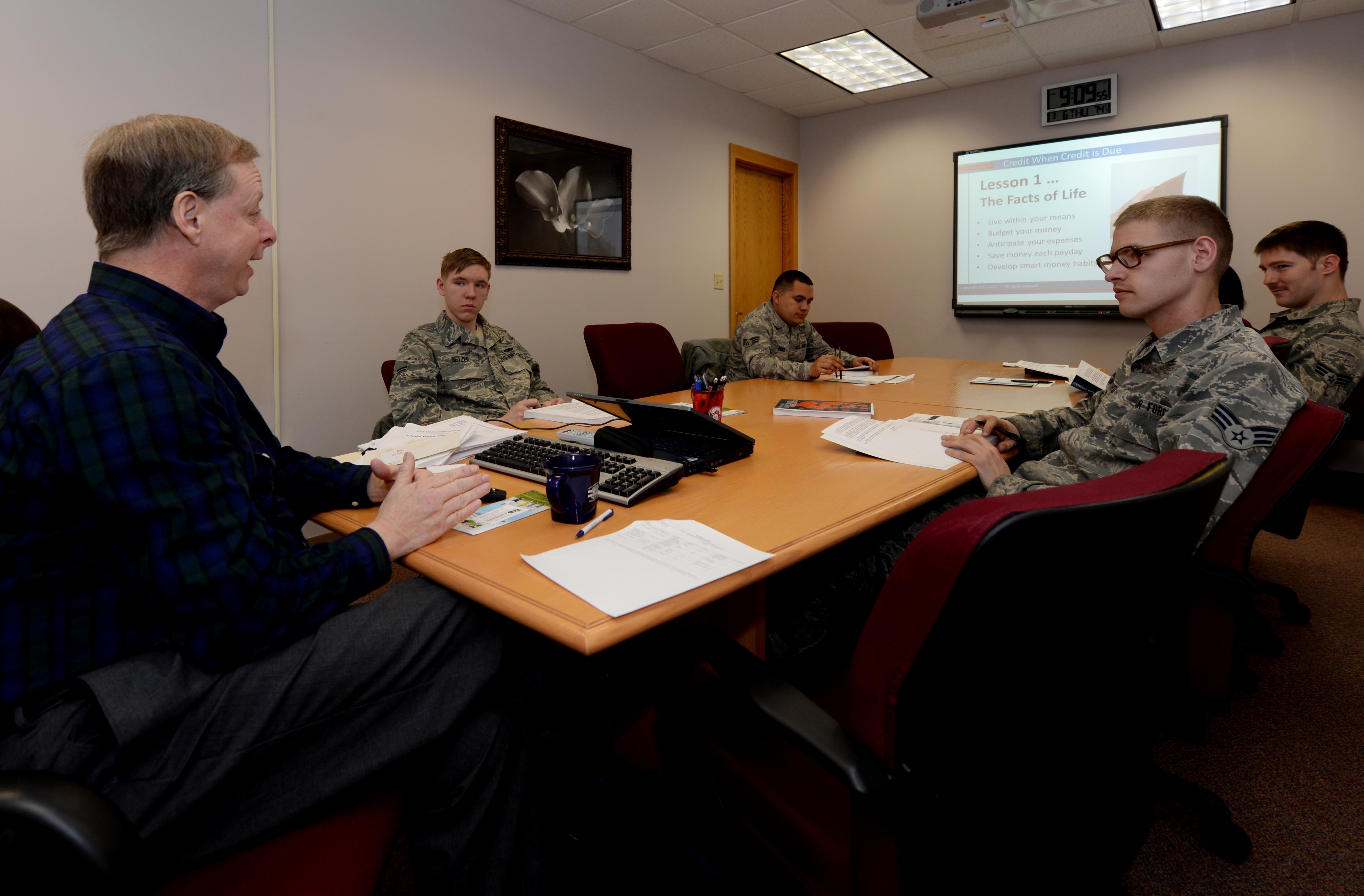 Financial course helps Airmen manage finances > Ellsworth Air Force ...
