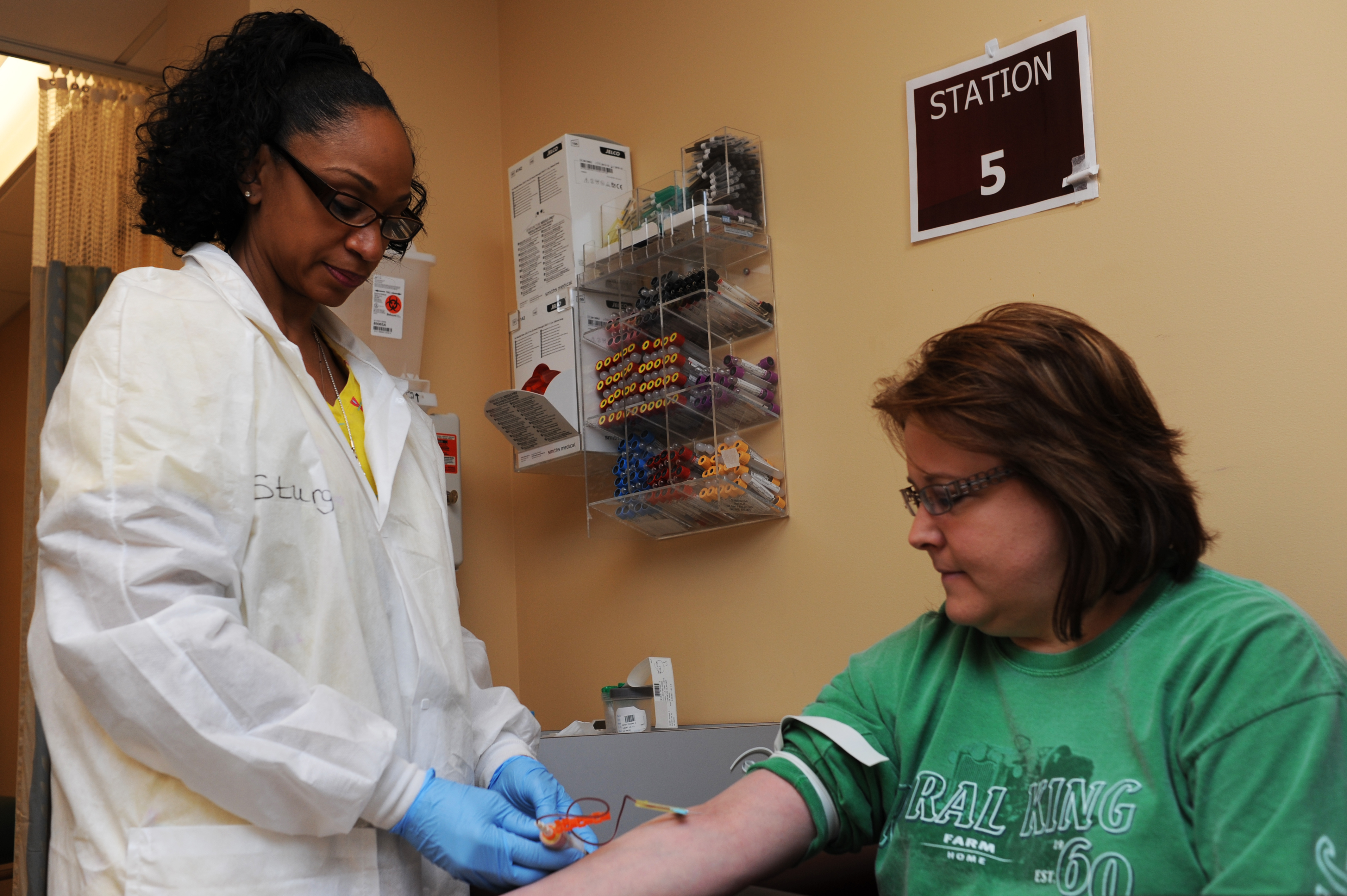 Scott medical lab helps with diagnoses > Scott Air Force Base > News