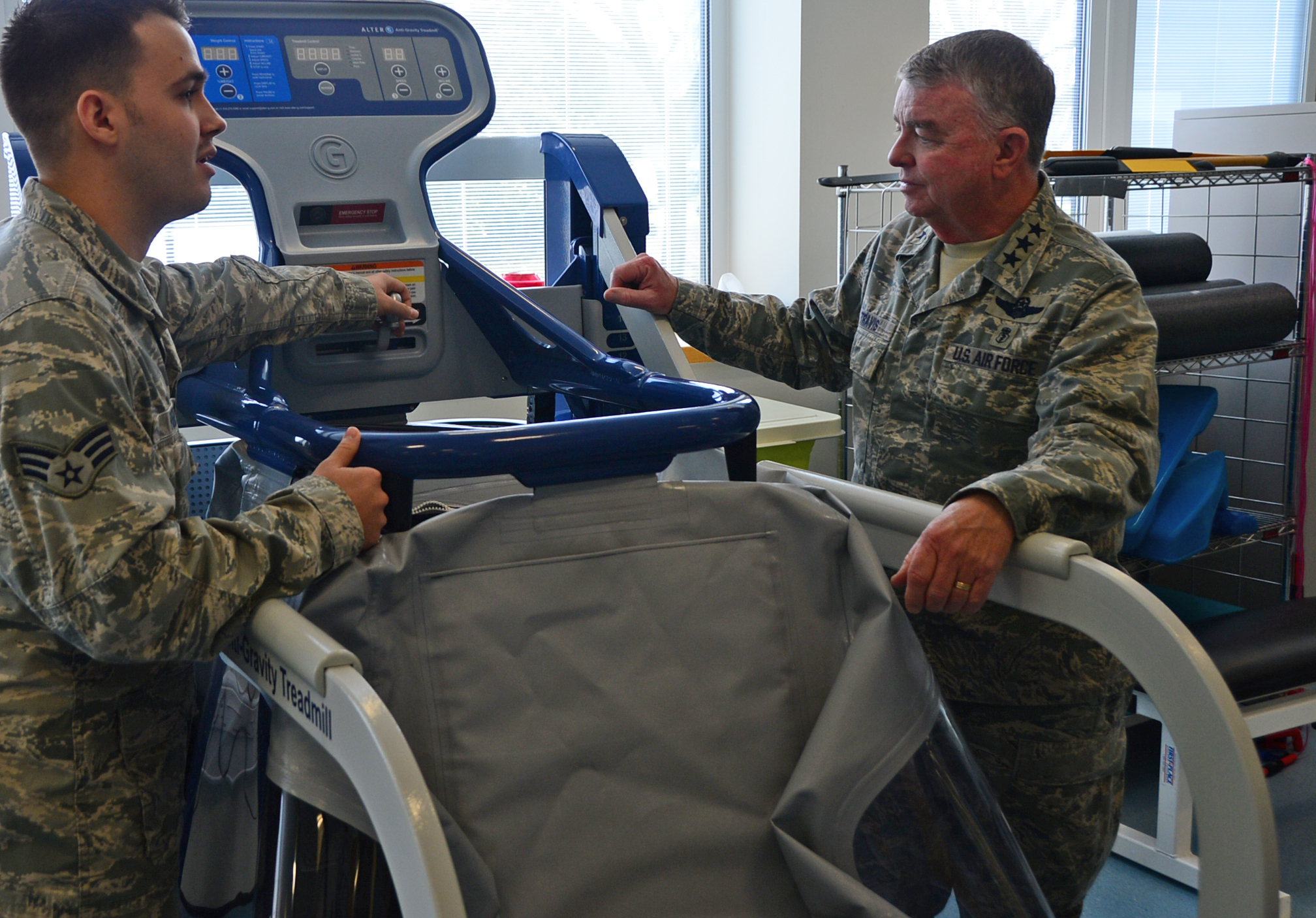 Surgeon General of the Air Force visits 48th MDG > Royal Air Force ...