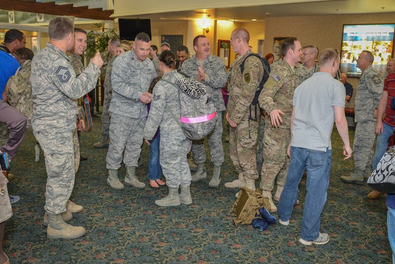 Airmen from the 224 JCSS return from Operation Enduring Freedom/New ...