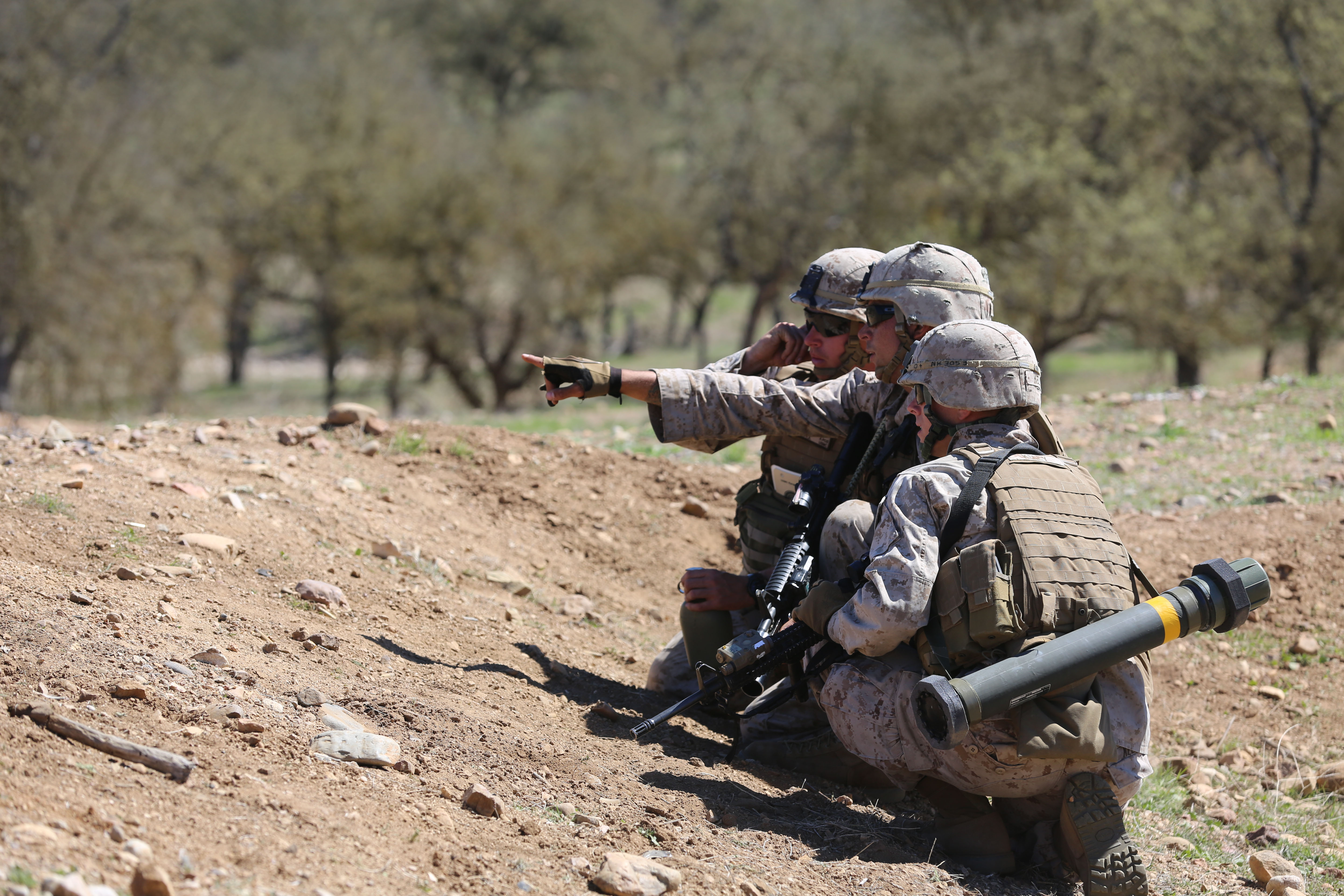 11th MEU Marines train with explosive ordnance