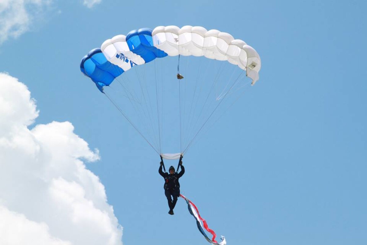 Wings of Blue celebrates 50th Anniversary May 16 > U.S. Air Force ...